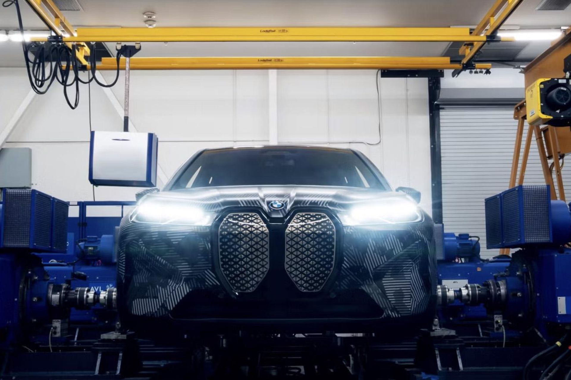 BMW iX battery prototype closing in on 1000km of range | CarExpert