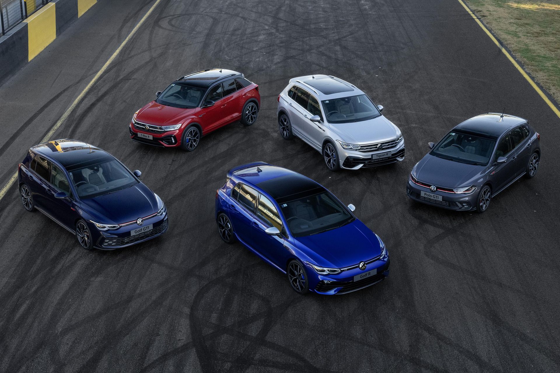 Volkswagen re-opens Golf R orders after record year for performance ...