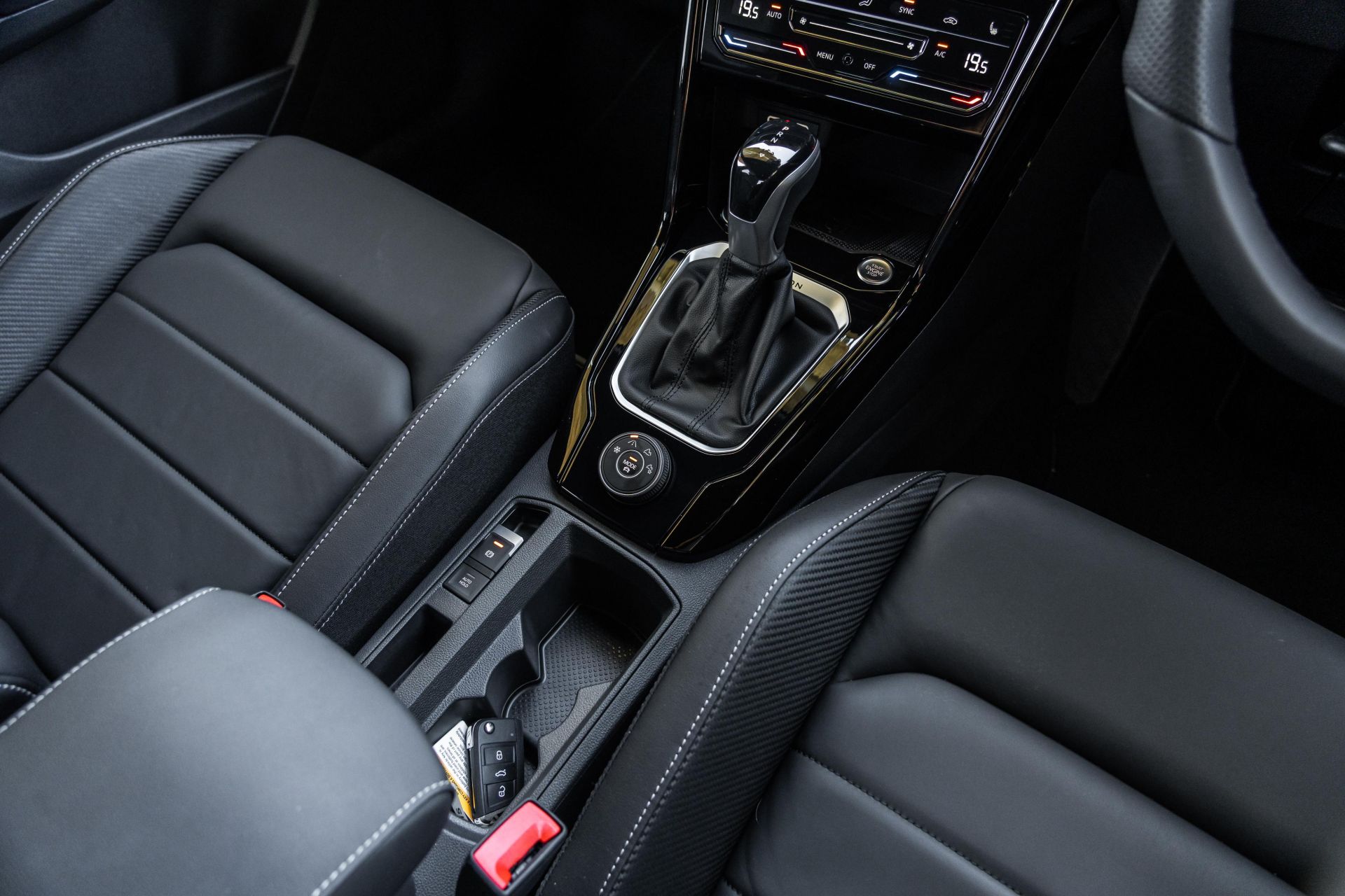 2024 Volkswagen T-Roc R-Line review | CarExpert