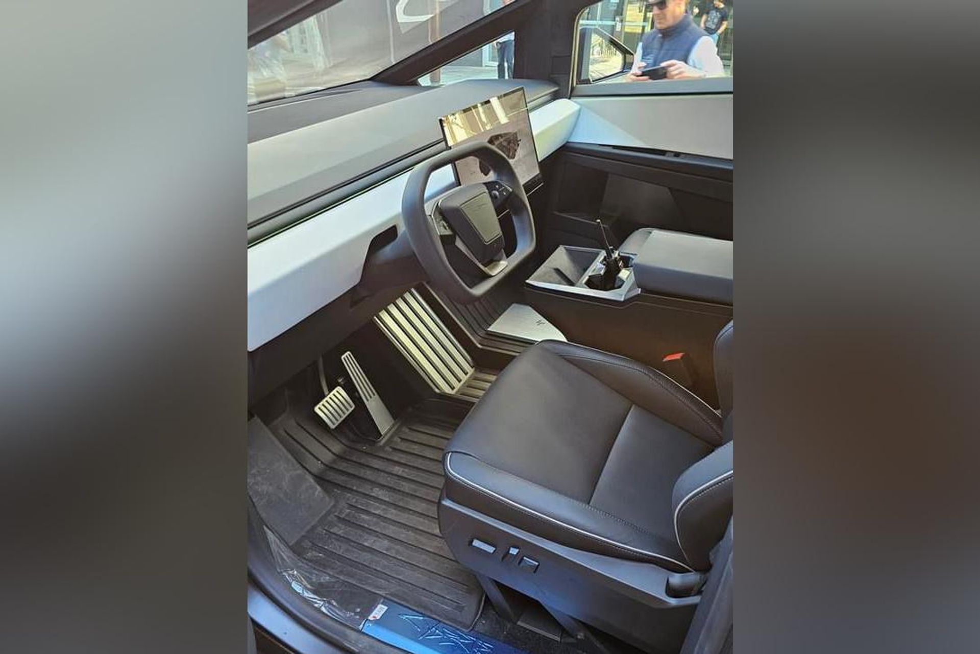 Tesla Cybertruck arrives in Australia | CarExpert