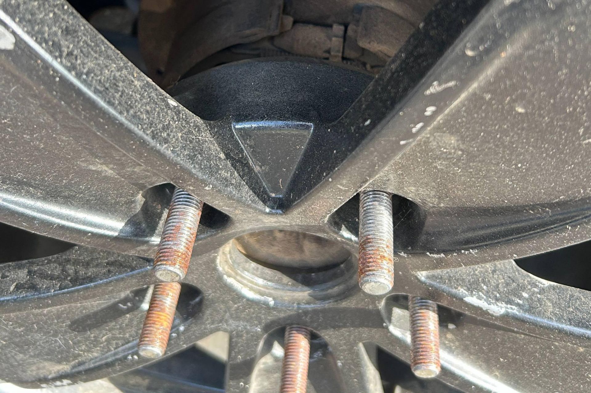 Holden Commodore scrapyard special defected by police gives new meaning ...