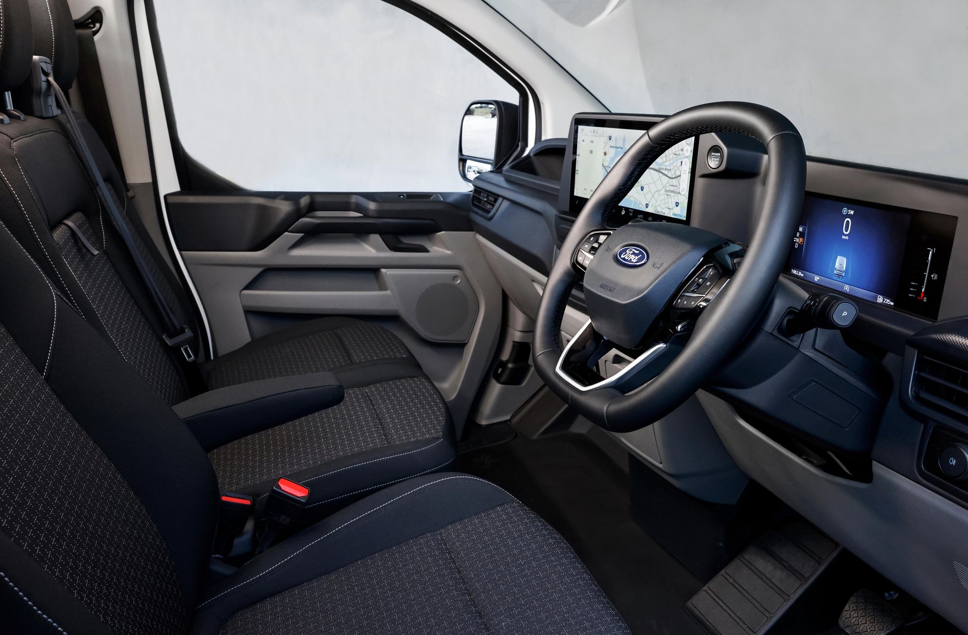 2025 Ford Transit Custom review | CarExpert