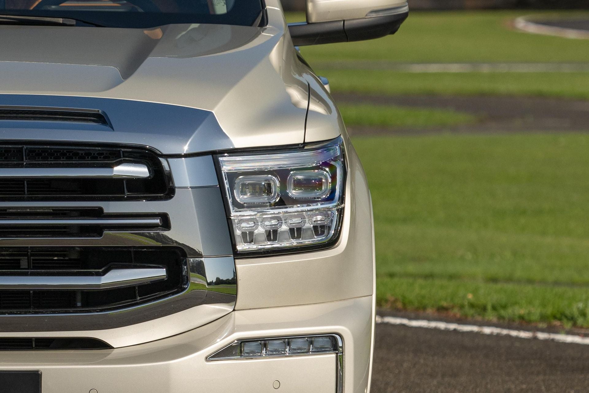 2025 GWM Tank 500 Hi4-T PHEV review | CarExpert