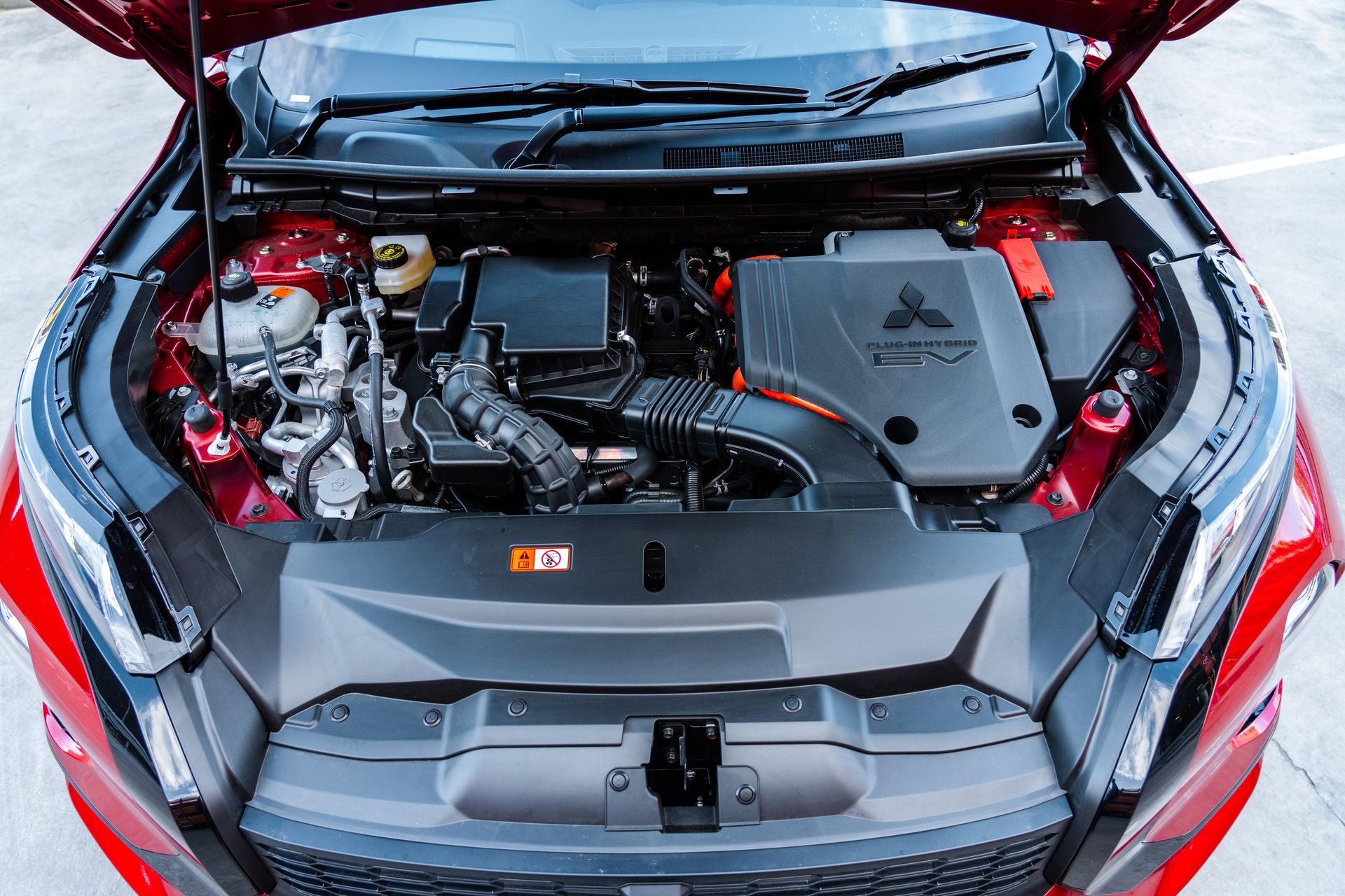 2025 Mitsubishi Outlander PHEV review | CarExpert