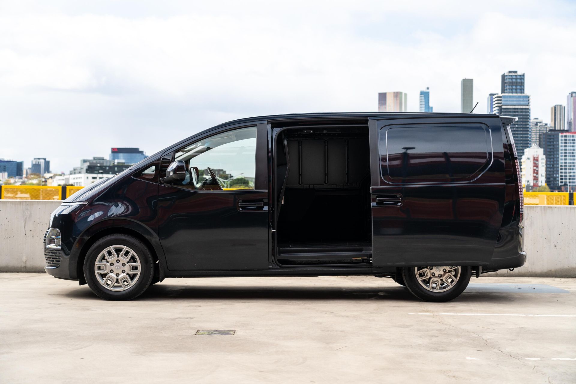 2025 Hyundai Staria Load Premium review | CarExpert