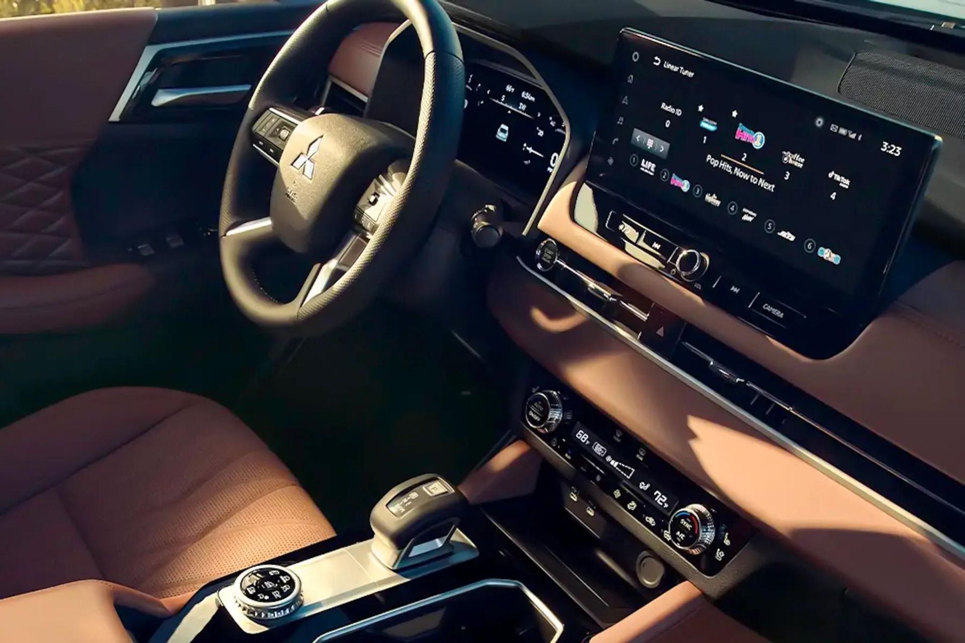 2025 Mitsubishi Outlander: Popular SUV gets tech, design upgrades ...