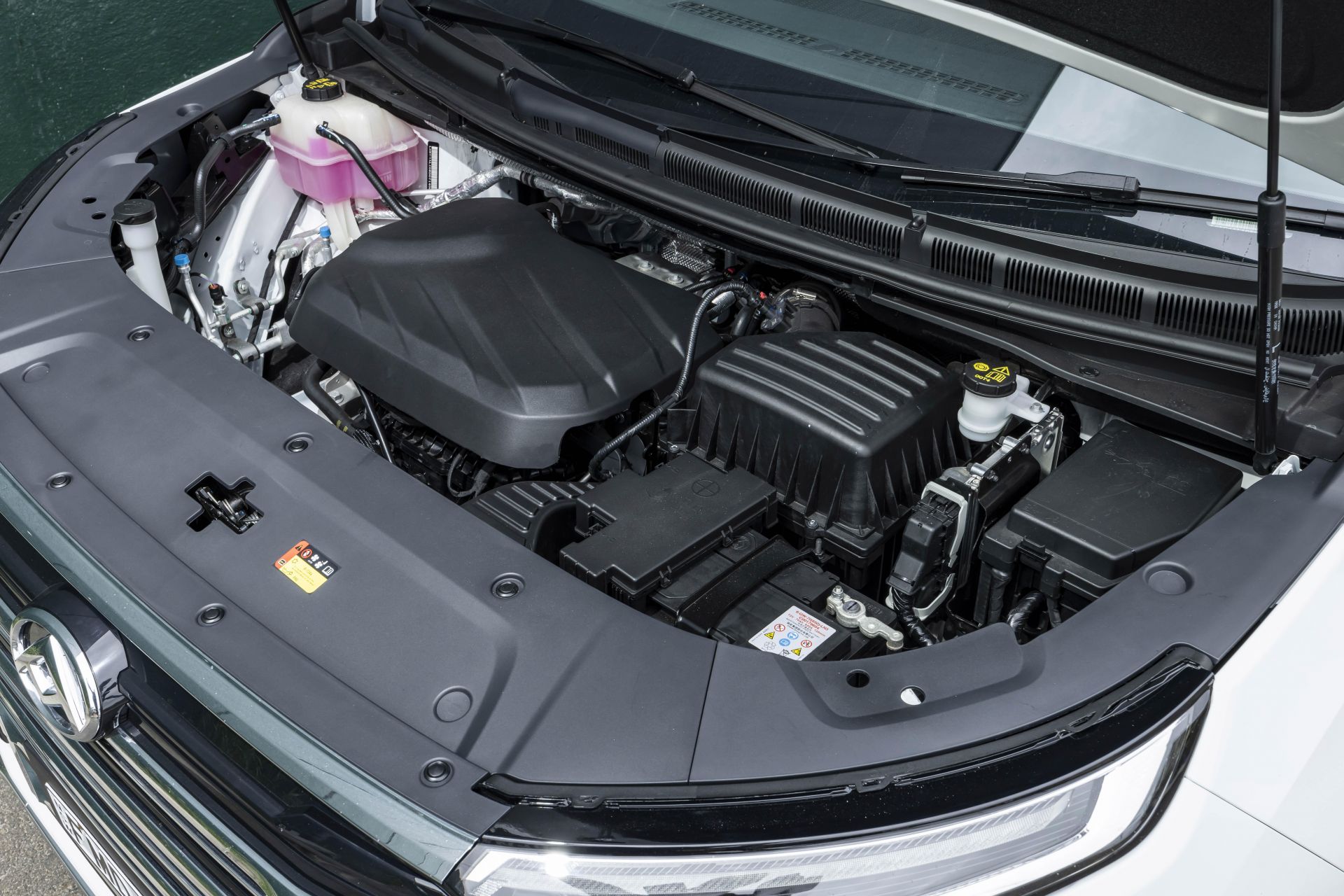 2025 LDV MIFA price and specs: Kia Carnival rival gets eight-seat ...