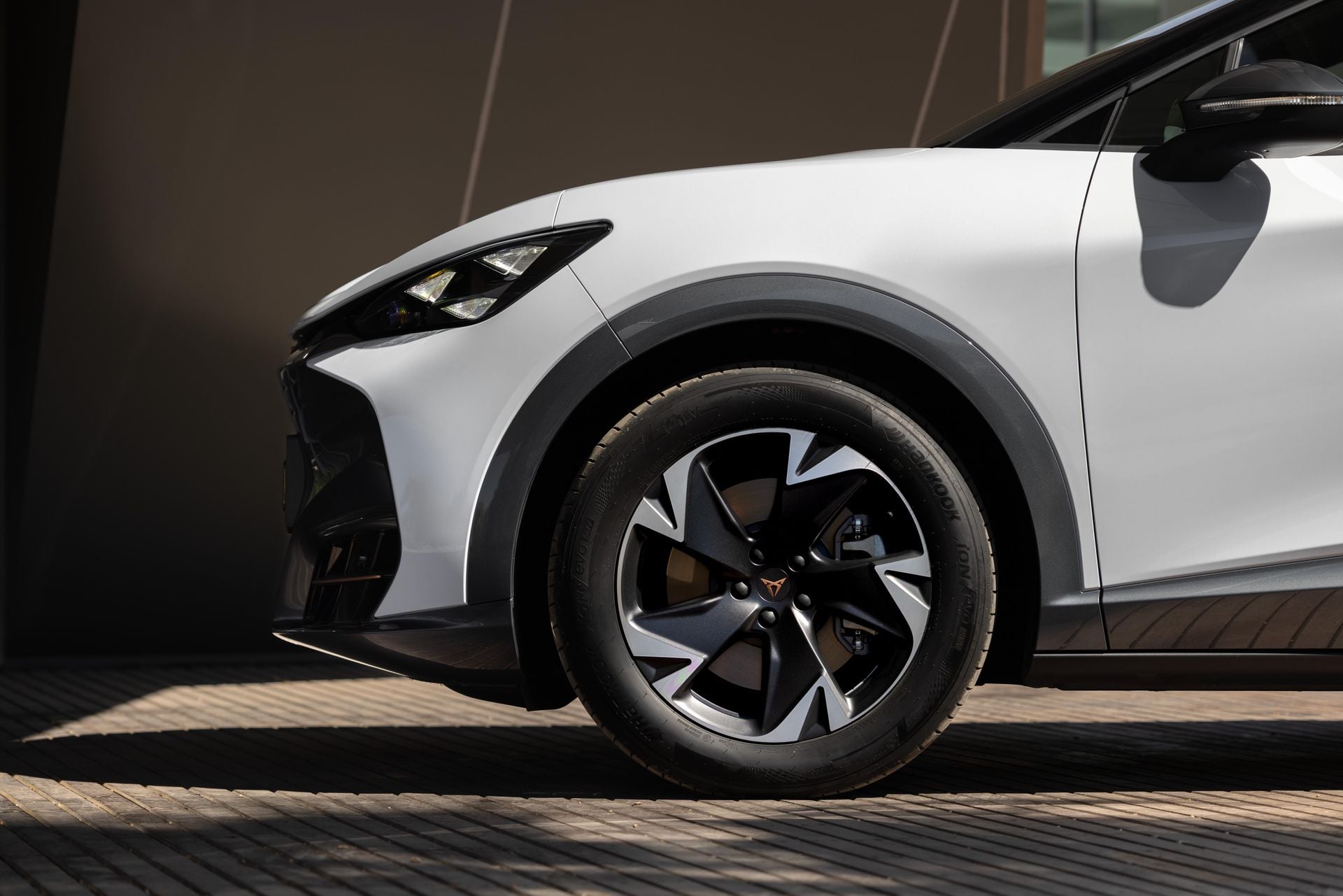 2025 Cupra Tavascan review | CarExpert