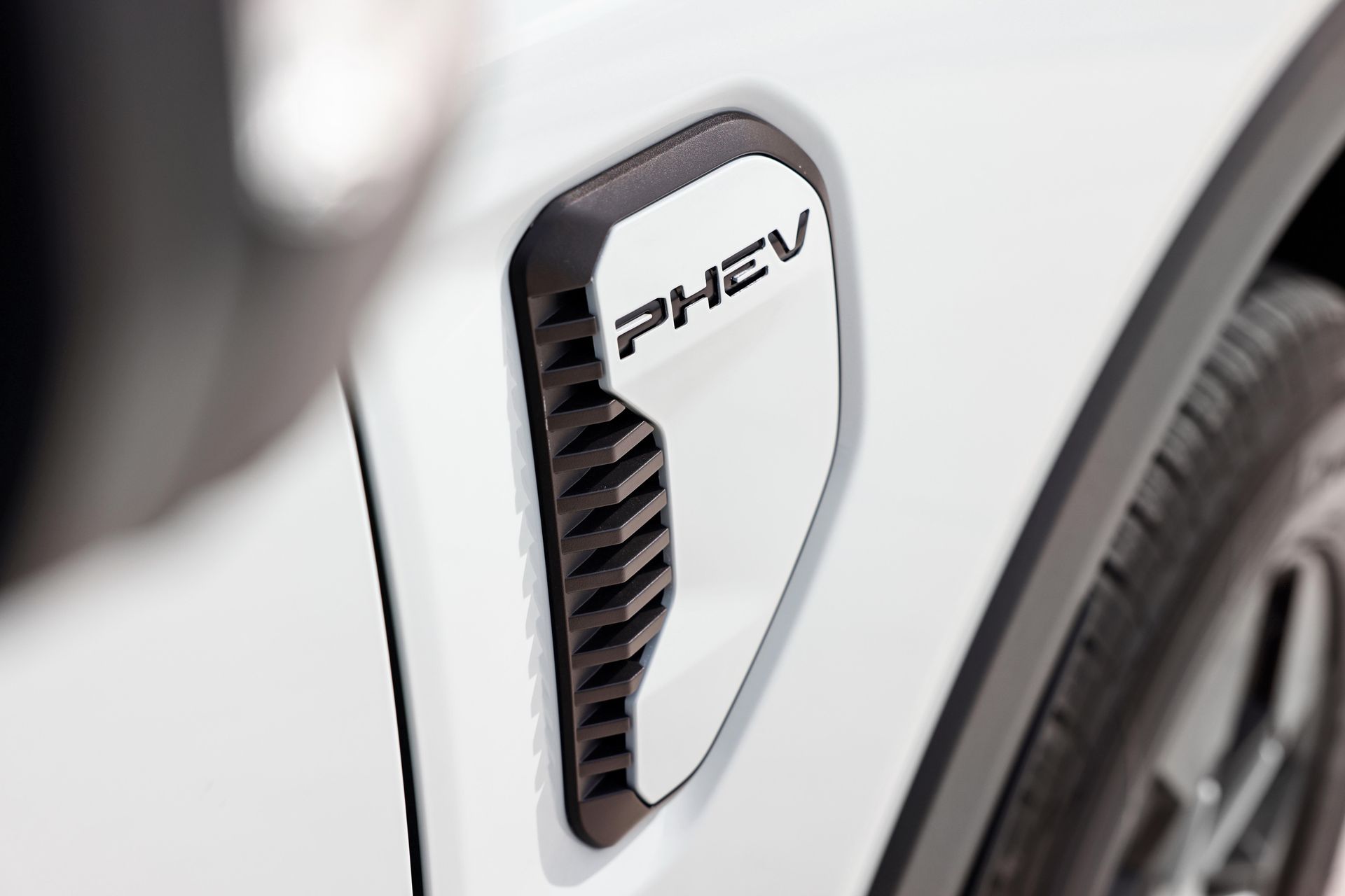 BYD Shark 6 not threatened by Ford Ranger PHEV, says Chinese brand ...