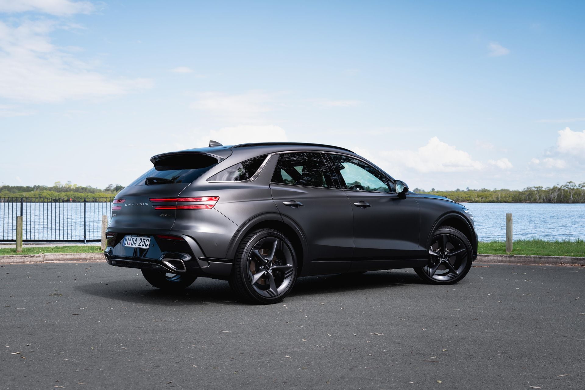 2025 Genesis GV70 3.5T Signature Sport review | CarExpert