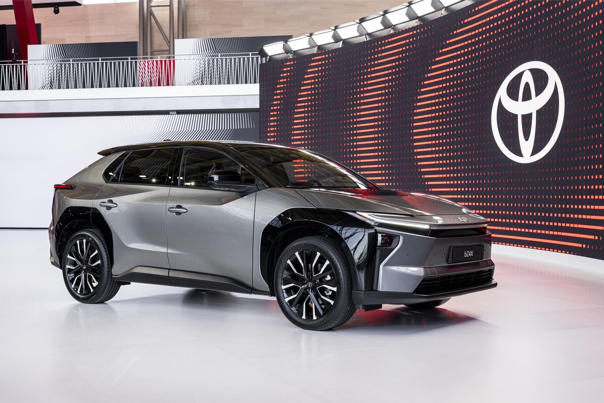 Toyota Kluger to gain range-extender EV option in China | CarExpert