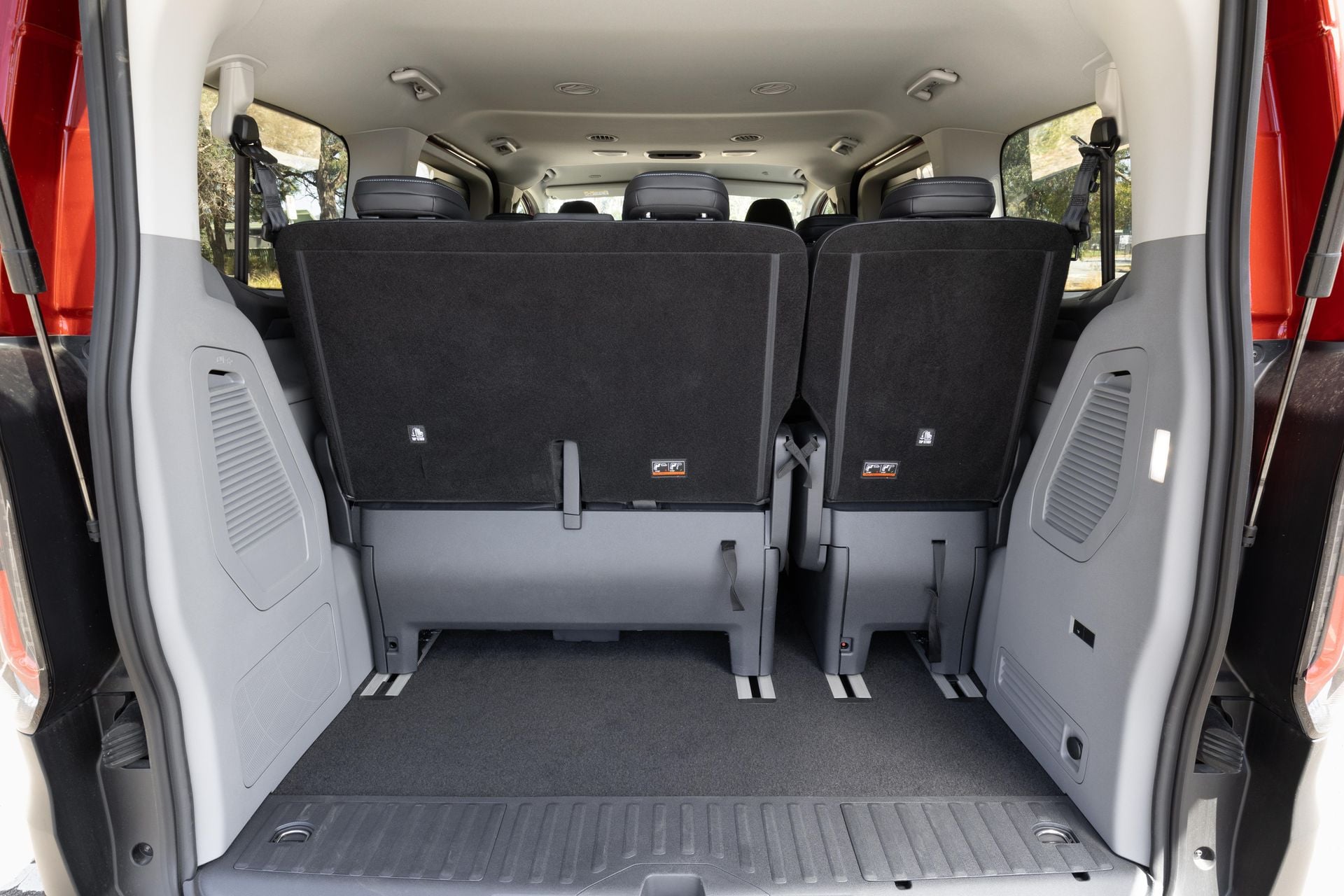 2025 Ford Tourneo Active review | CarExpert