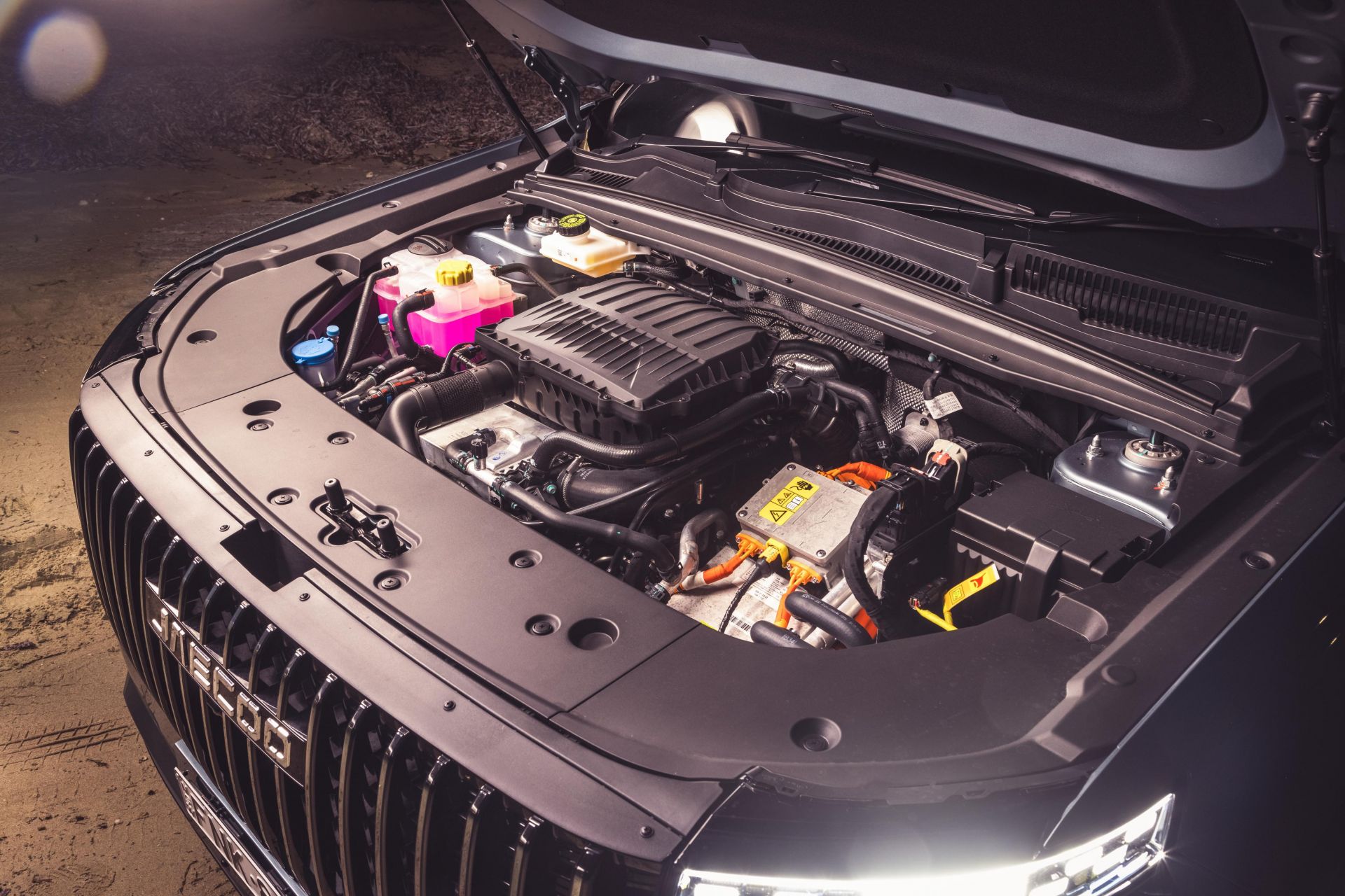 2025 Jaecoo J7 SHS PHEV review | CarExpert