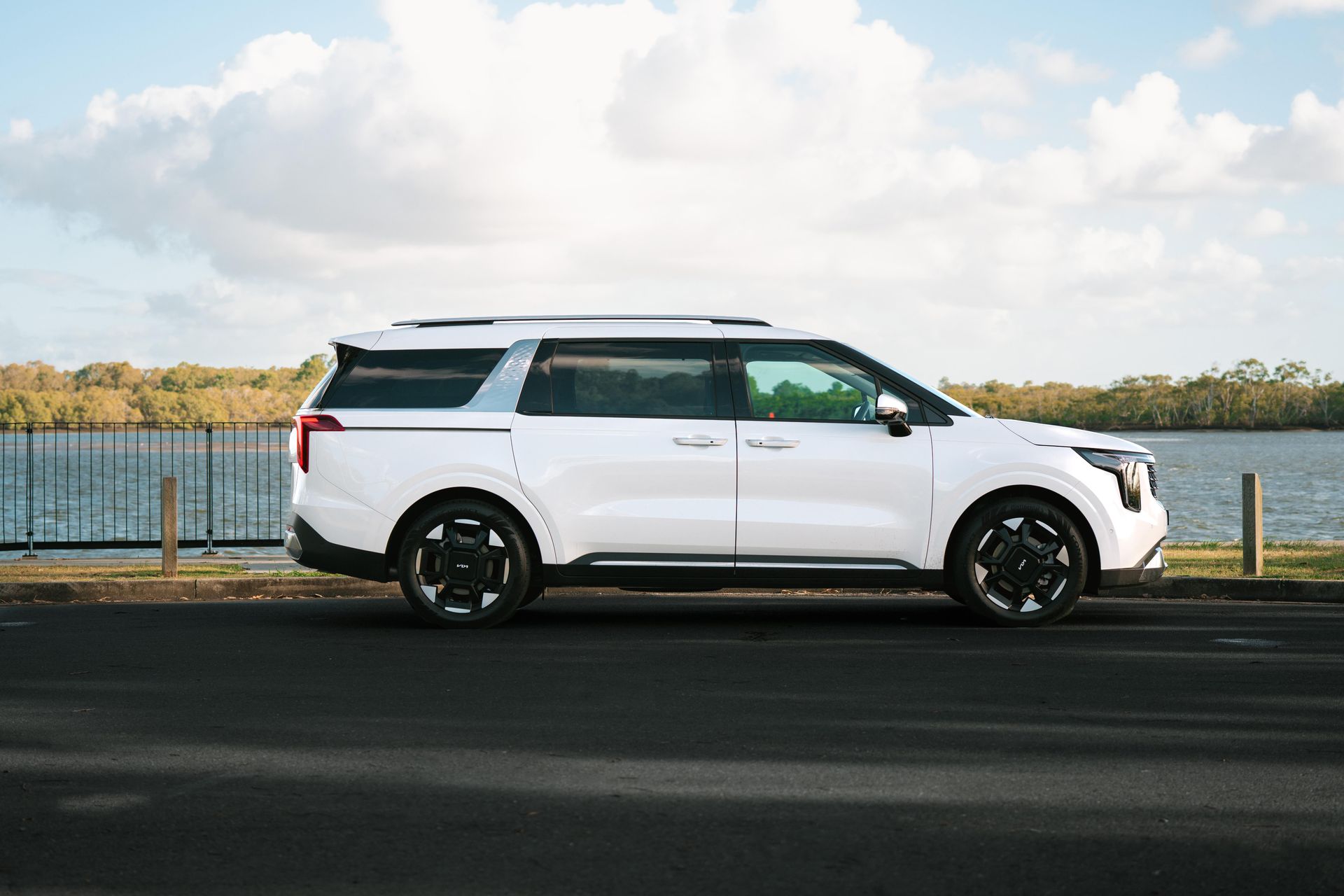 2025 Kia Carnival GT-Line Diesel review | CarExpert