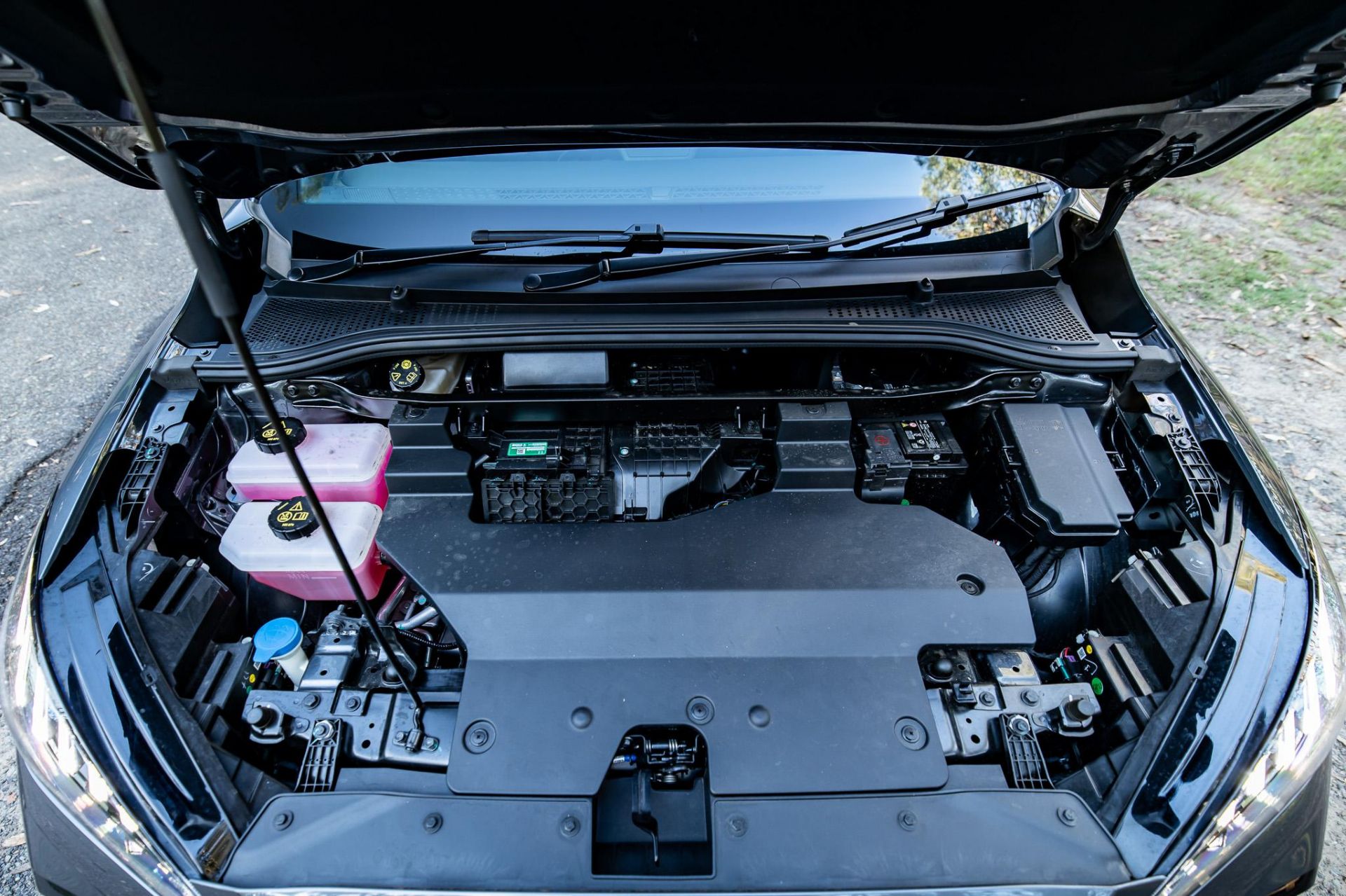 2025 MG 4 Long Range 77 Review | CarExpert