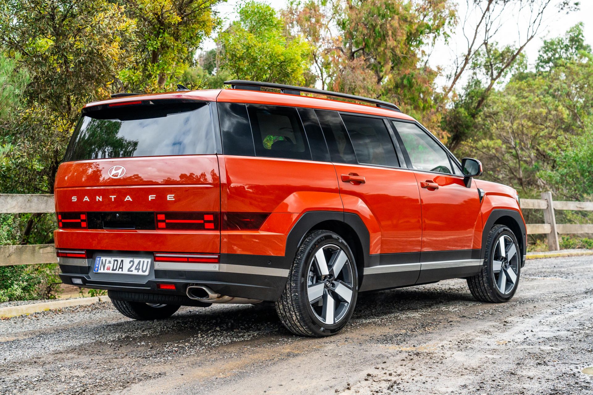 2025 Hyundai Santa Fe 2.5T review | CarExpert