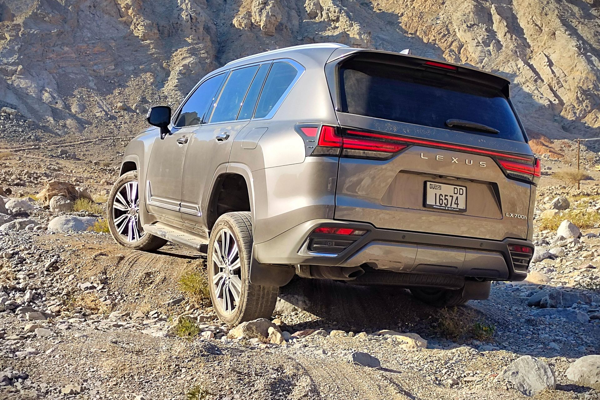 2025 Lexus LX700h review: Quick drive | CarExpert