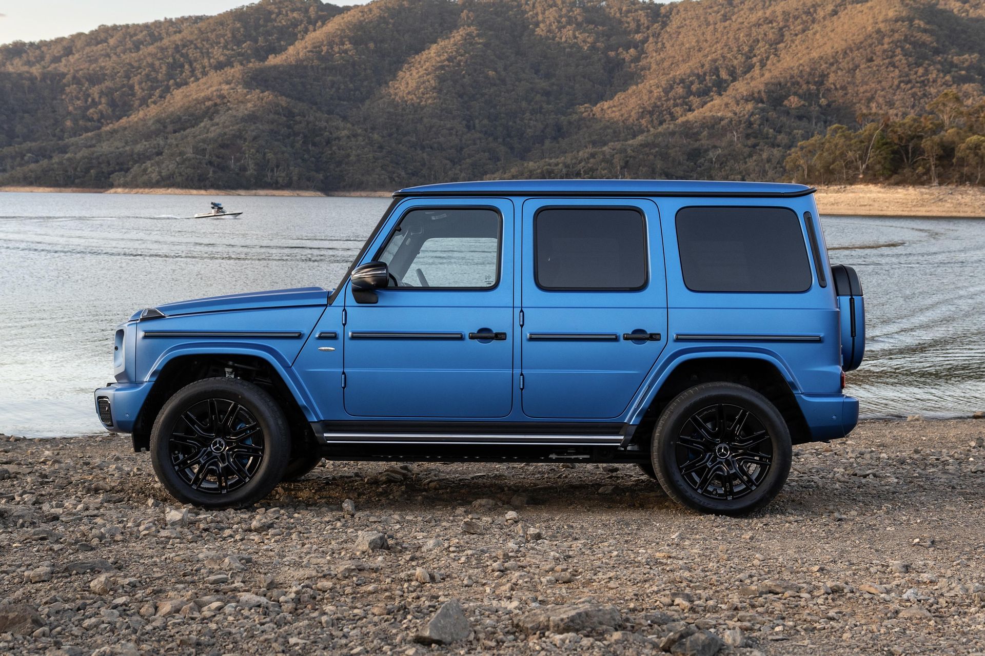 Mercedes-Benz admits its G-Class EV is a "complete flop" – report ...