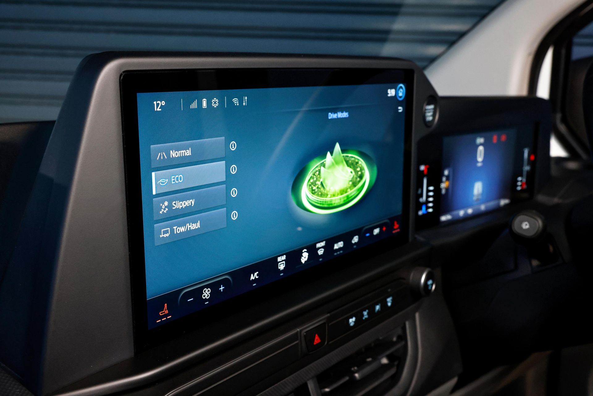 2025 Ford Transit Custom Trend LWB review | CarExpert