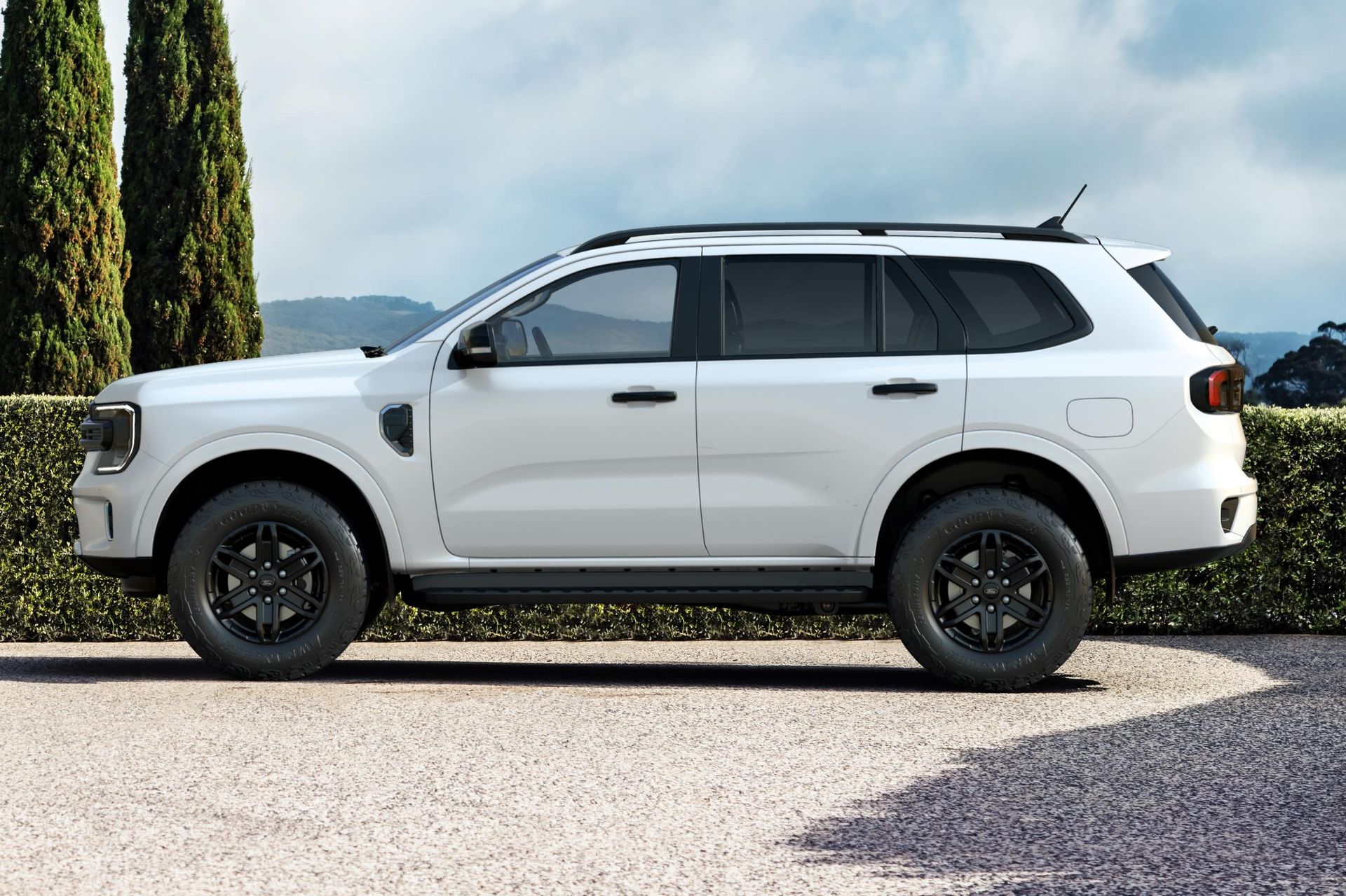2025 Ford Everest Black Edition to bolster Blue Oval’s battle with ...