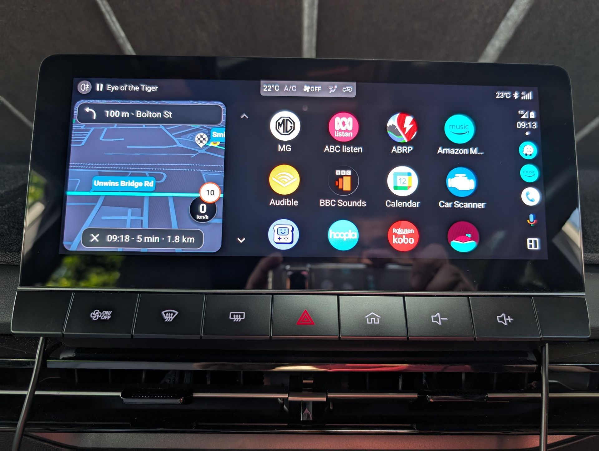 A guide to the MG 4's infotainment system | CarExpert