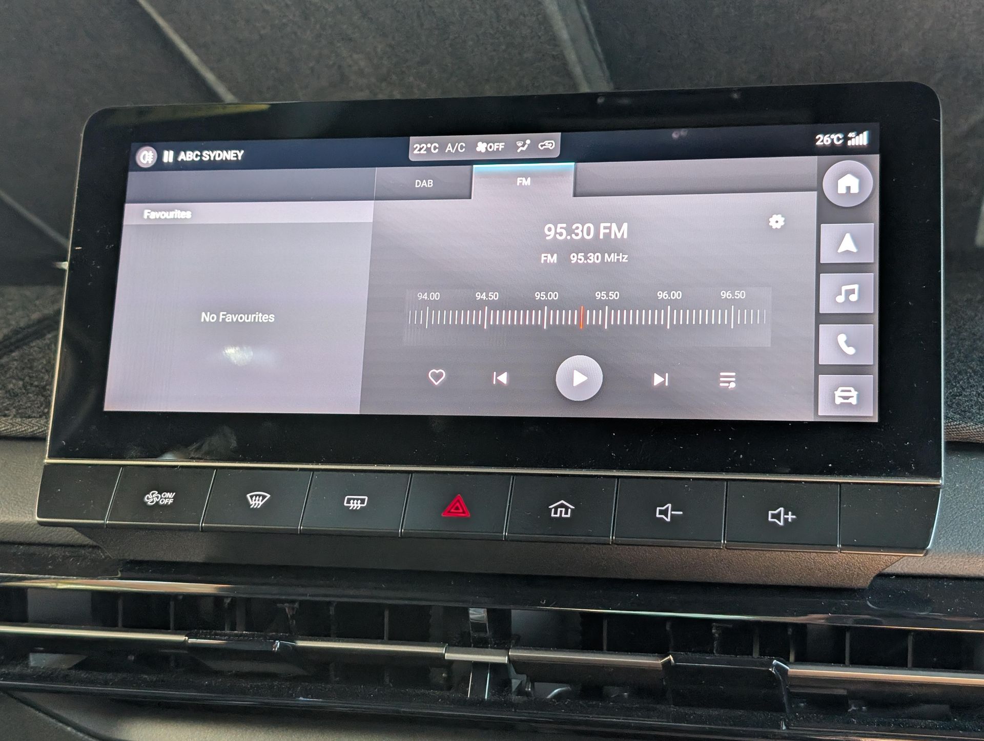 A guide to the MG 4's infotainment system | CarExpert