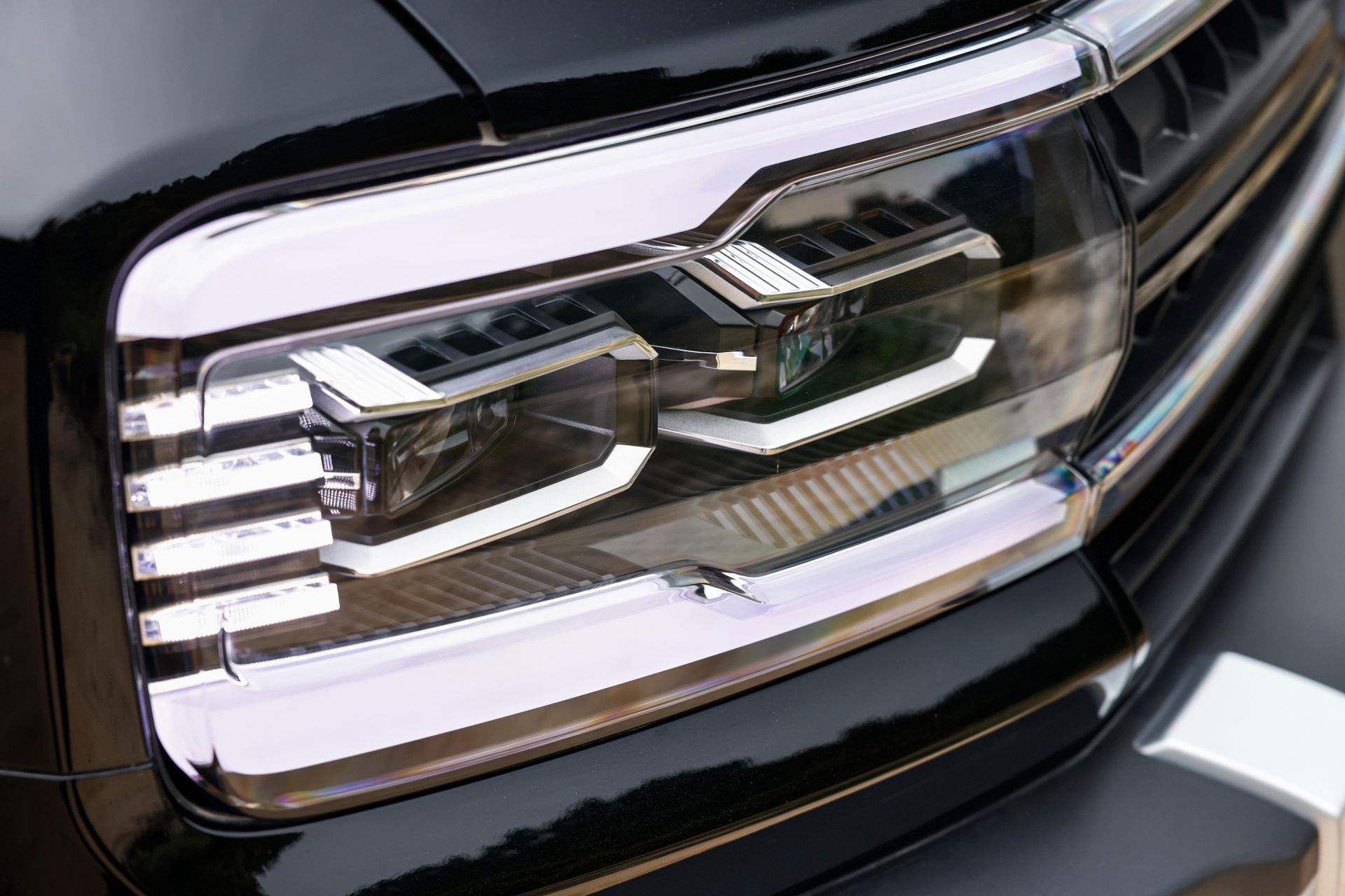 2025 BYD Denza B5 review: Quick drive | CarExpert