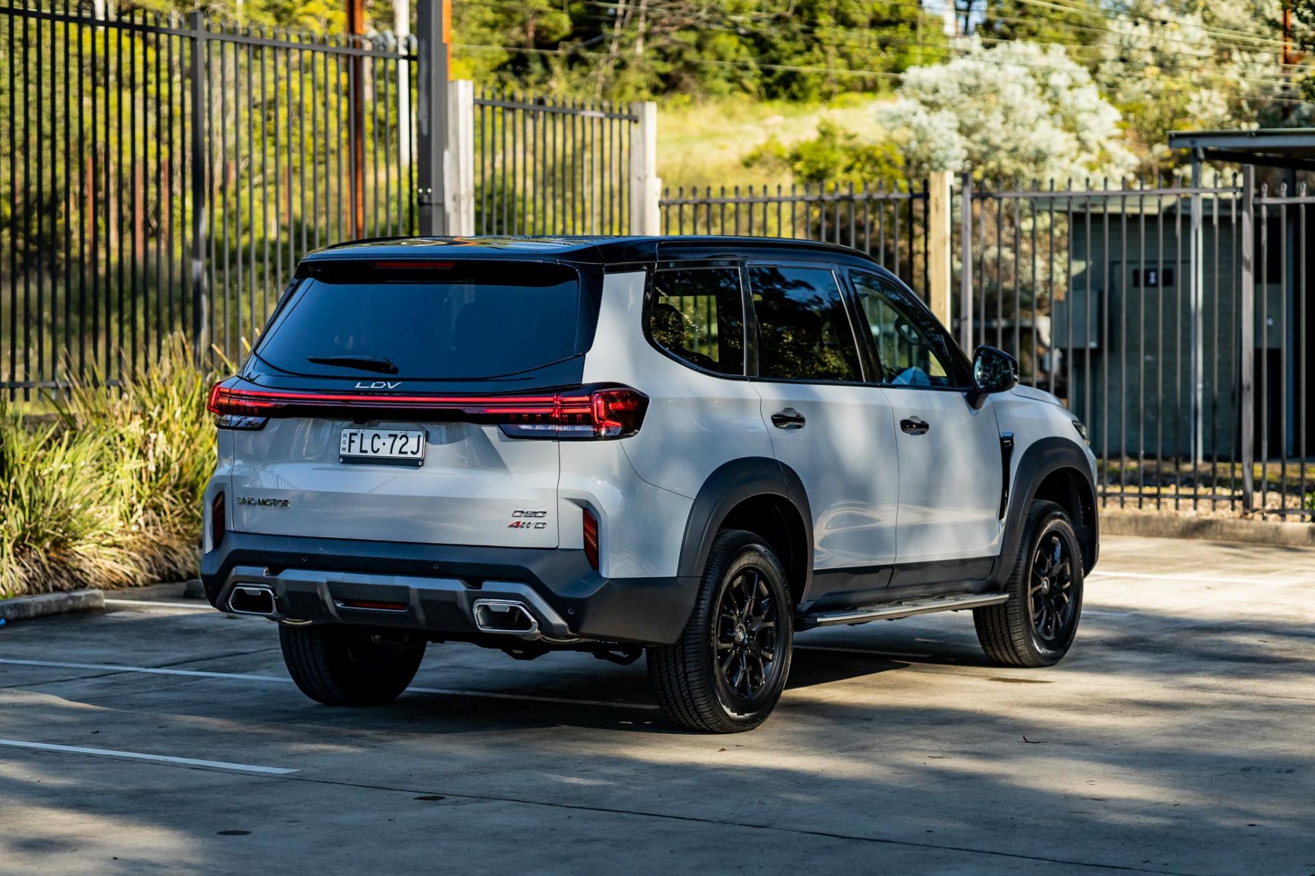 2025 LDV D90 review | CarExpert