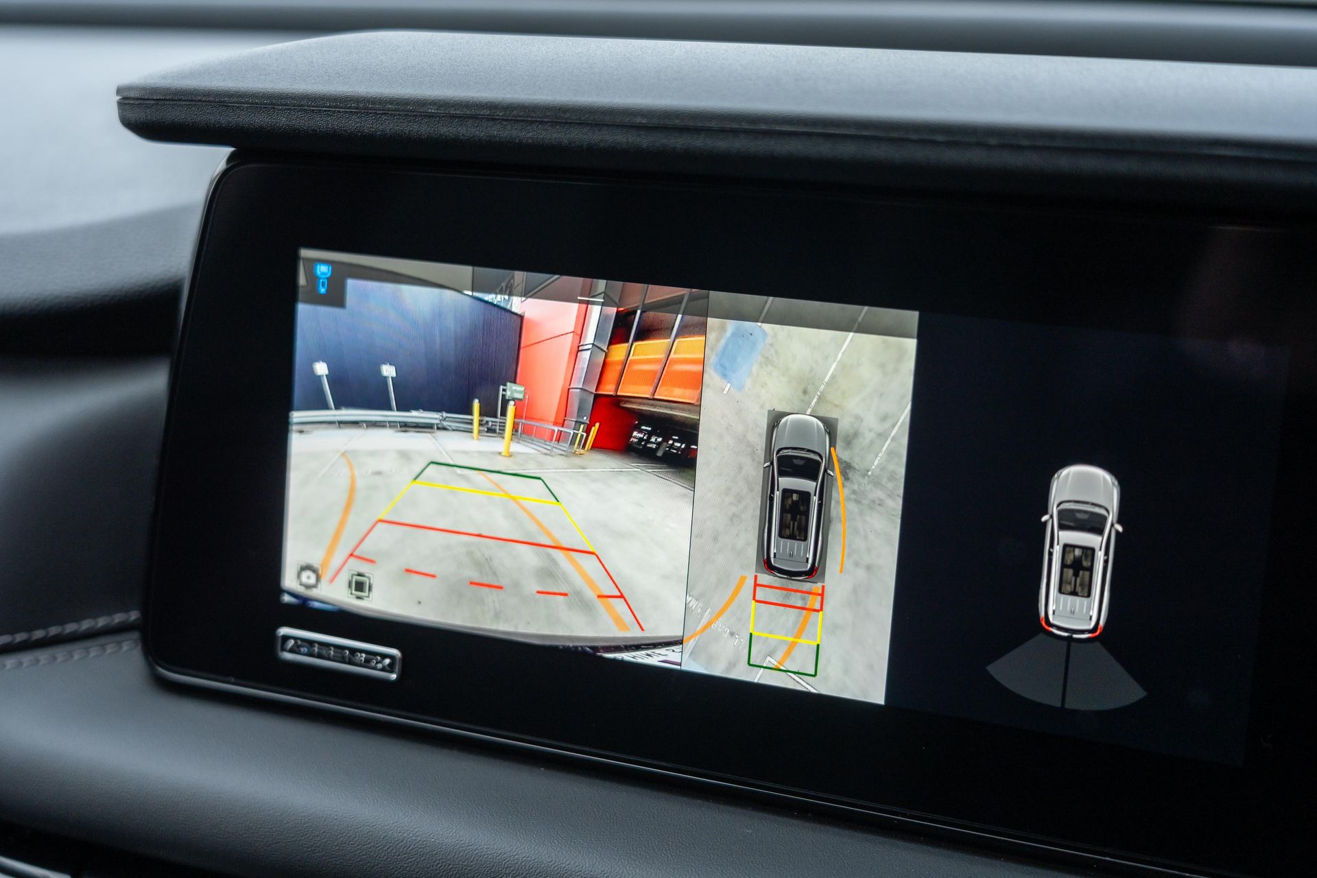 2025 Mahindra XUV700 AX7L review - Dunras.com