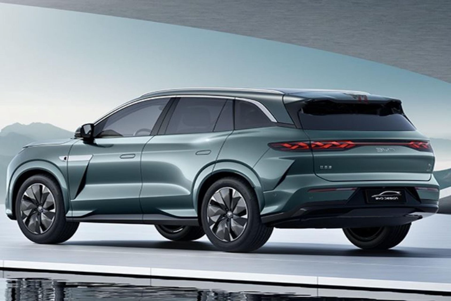 2025 BYD Sealion 8 will be Chinese brand's first seven-seat SUV in ...