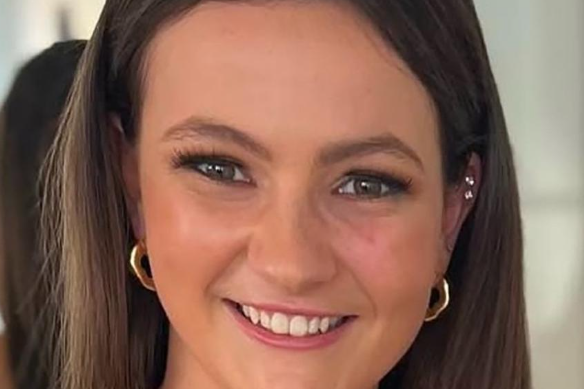 Teen could lose Jaguar after being caught at 215km/h, then recklessly driving without number ...