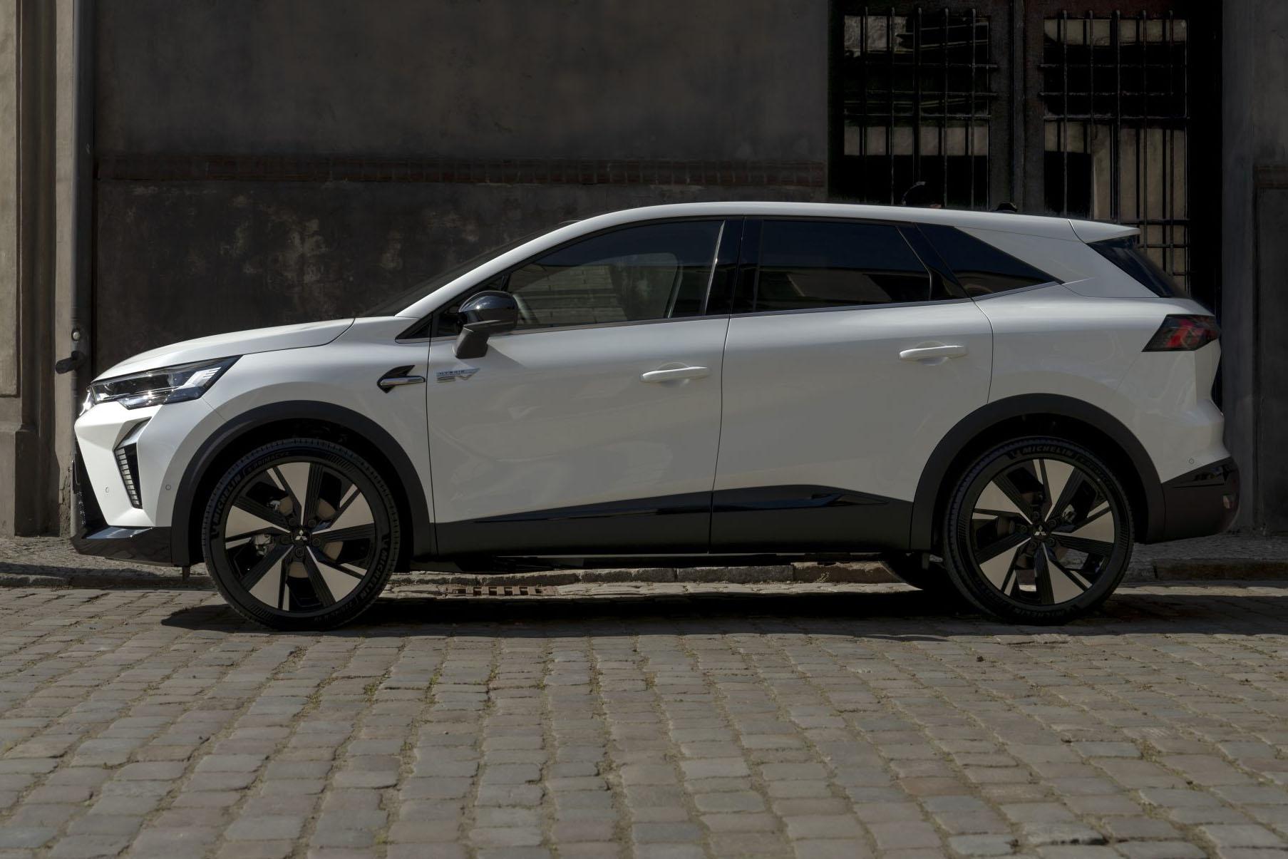 Mitsubishi Grandis returns, but it's no longer a people mover | CarExpert