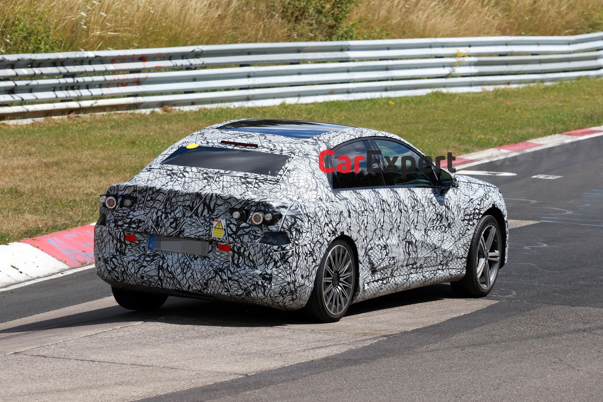 Mercedes-Benz spied testing an EV sedan that doesn't look like a ...