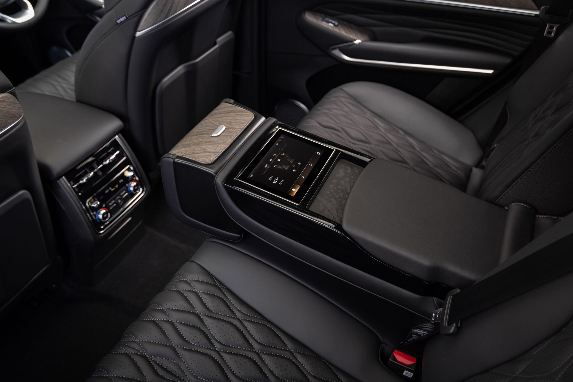 2026 GWM Tank 500 PHEV detailed for Australia, and Ford and Toyota have no answer | CarExpert