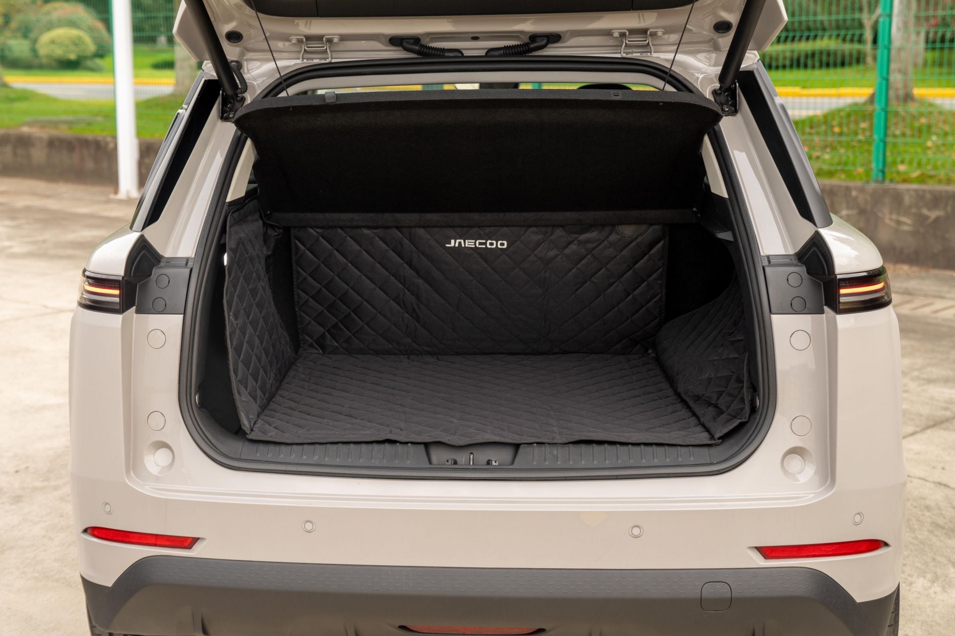 2026 Jaecoo J5 EV review: Quick drive | CarExpert