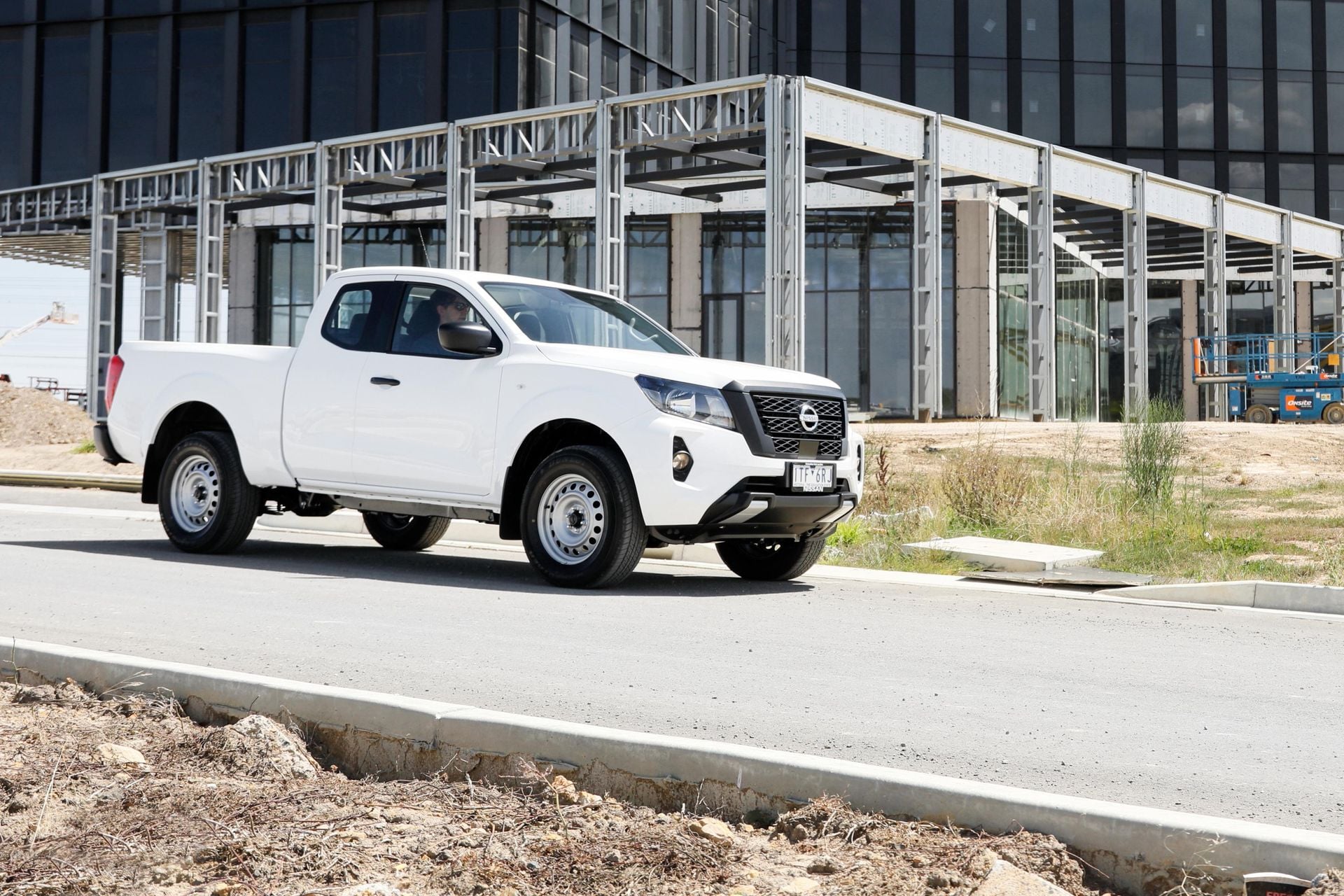 2024 Nissan Navara: Changes coming for ageing ute | CarExpert