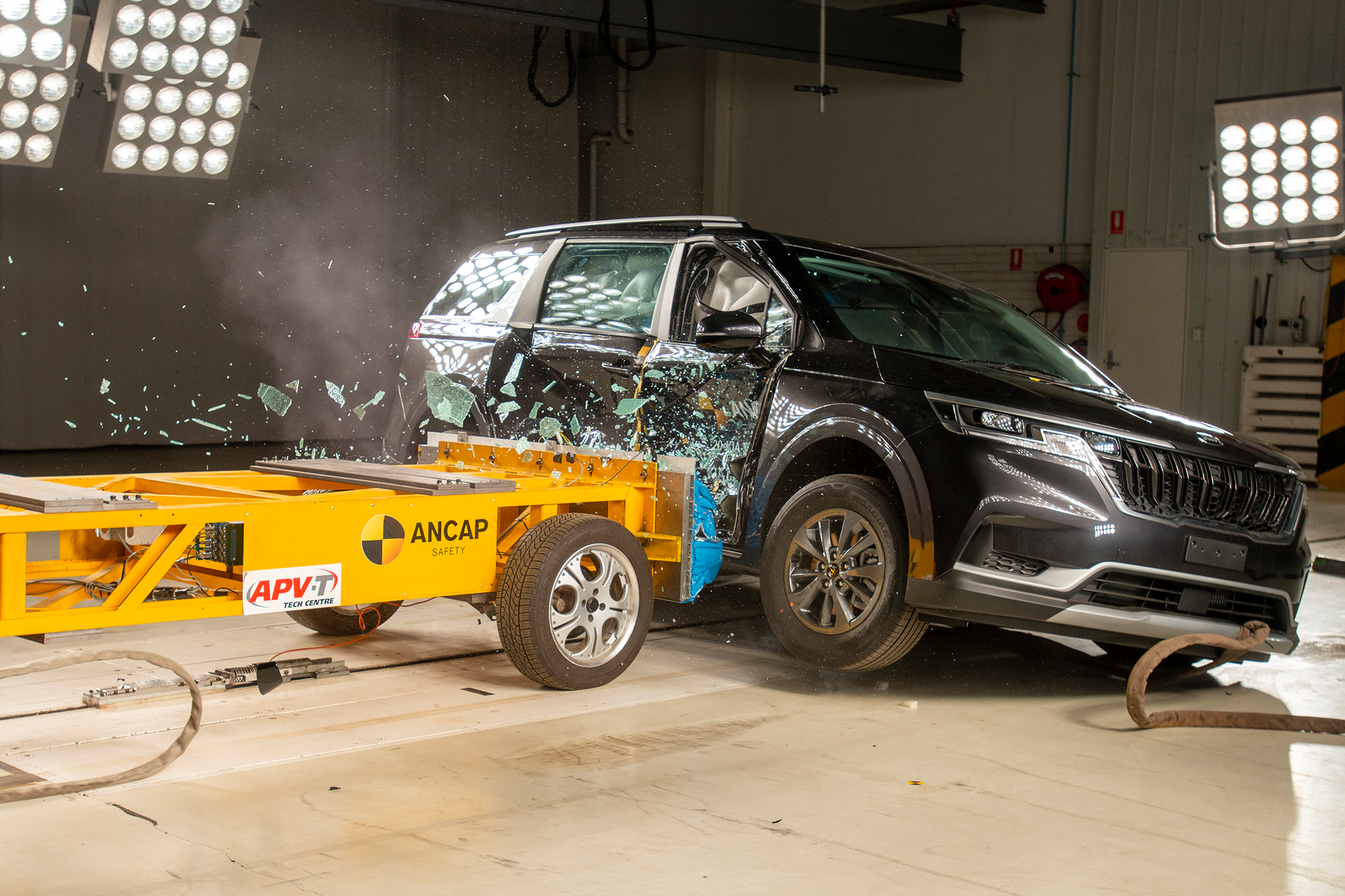 2021 Kia Carnival earns five-star ANCAP rating | CarExpert