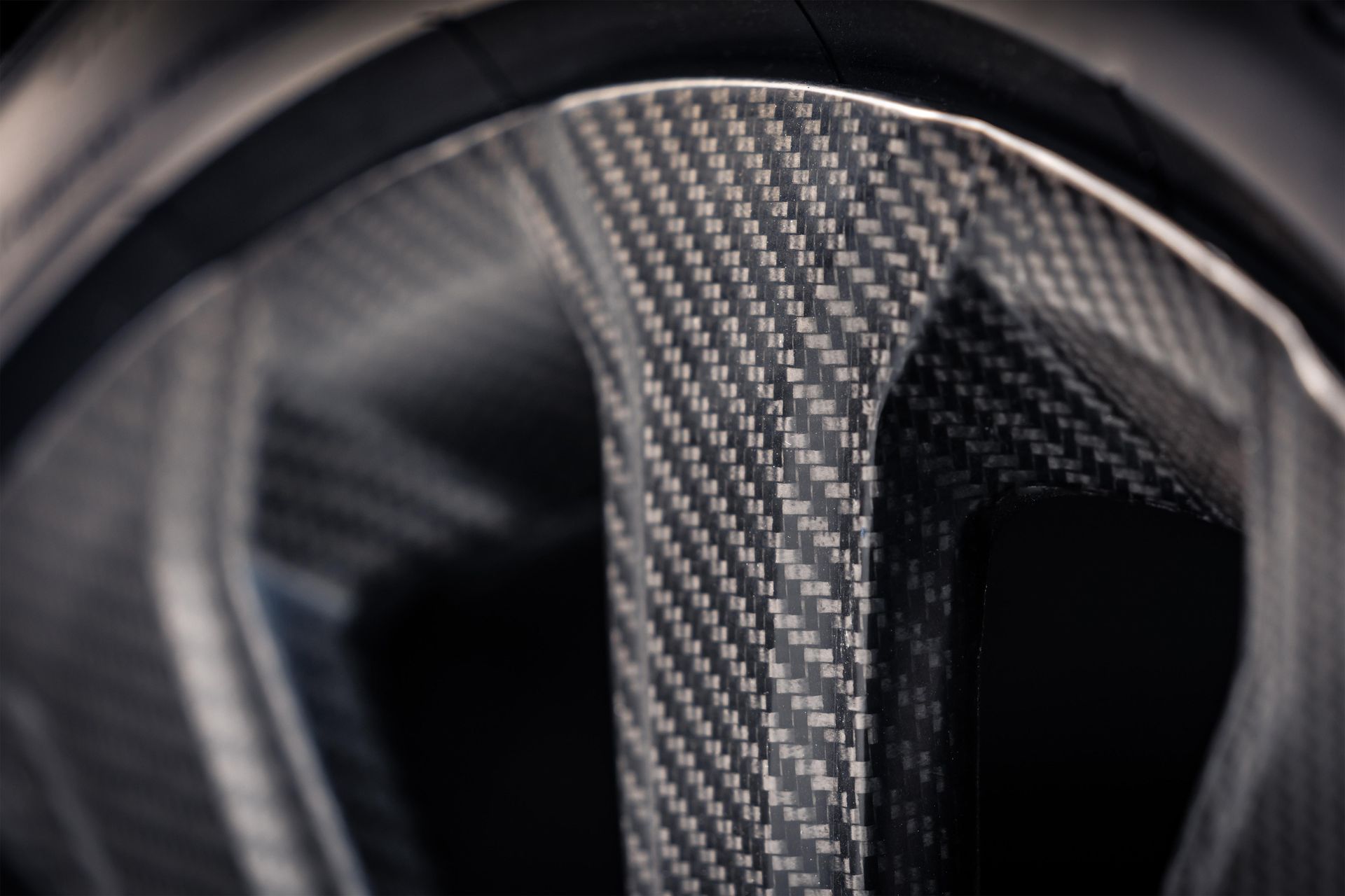 Europe considering carbon fibre ban for cars – report | CarExpert