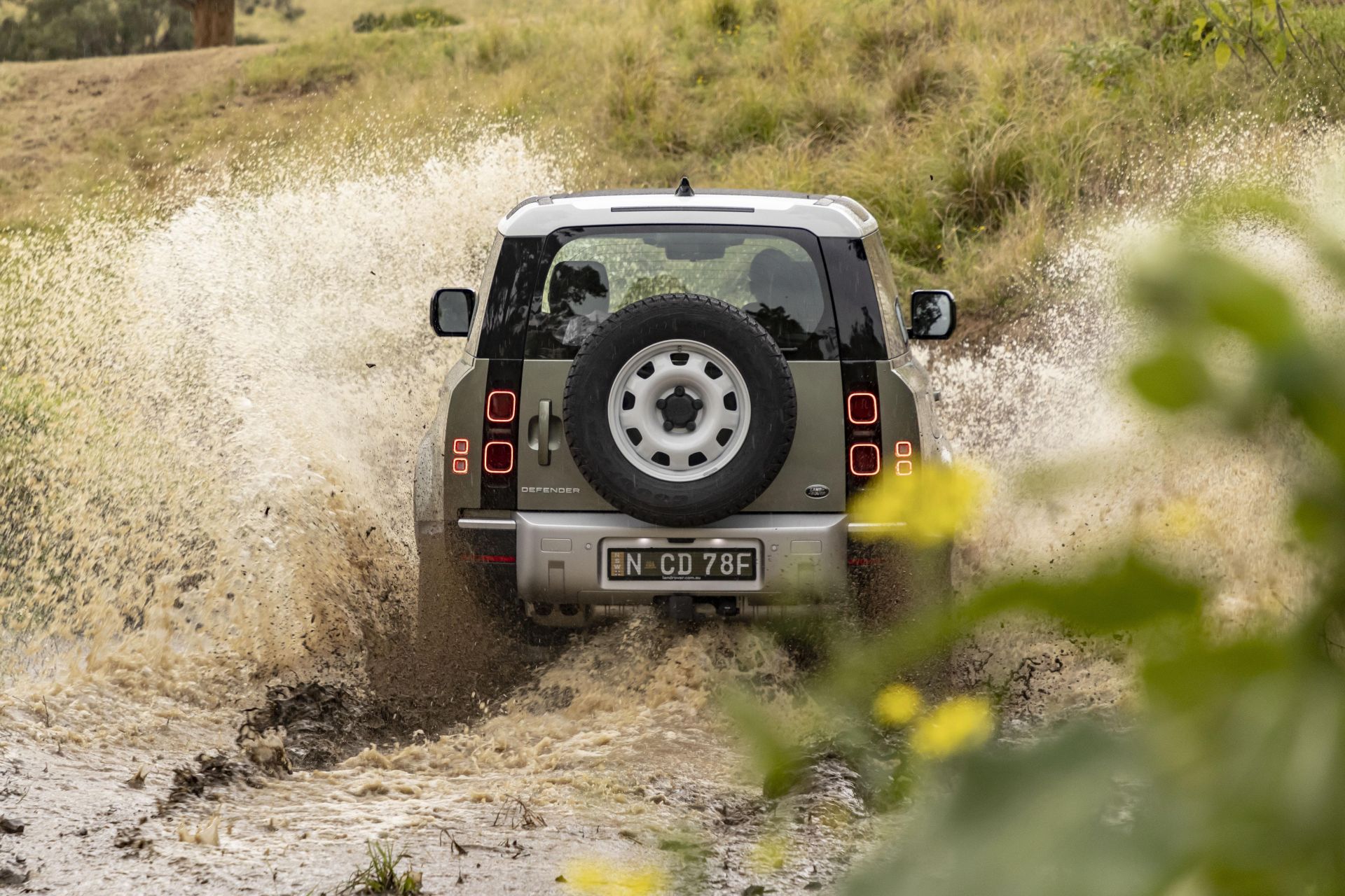 Podcast: Isuzu MU-X, Land Rover Defender 90 reviews | CarExpert