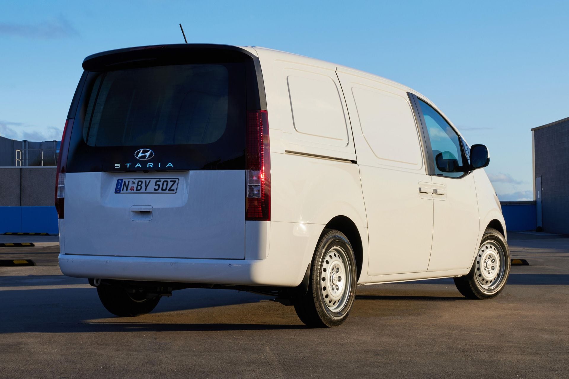 Drive-away prices, strong supply for Hyundai Staria Load | CarExpert