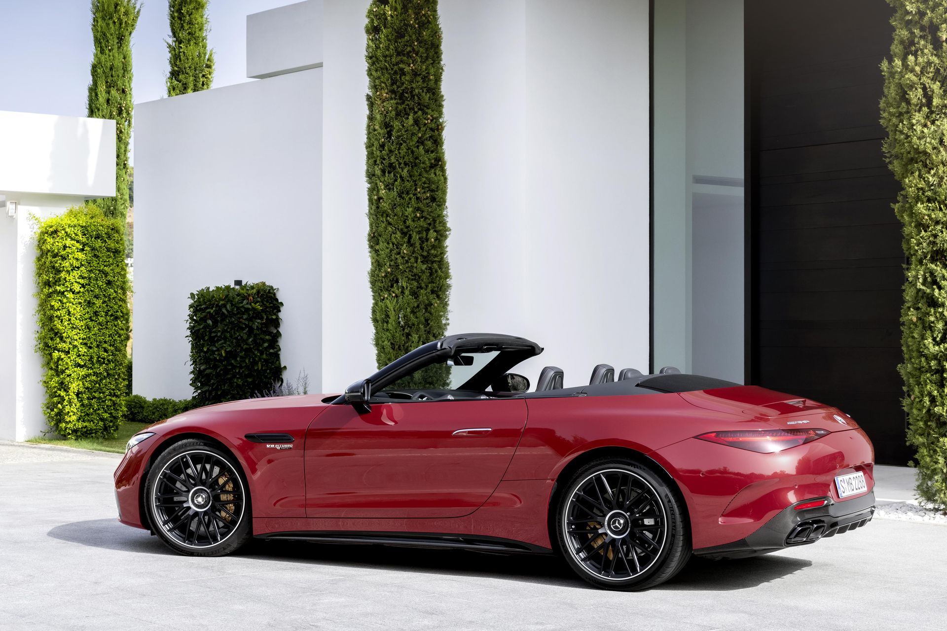 Mercedes-Maybach SL concept teased | CarExpert