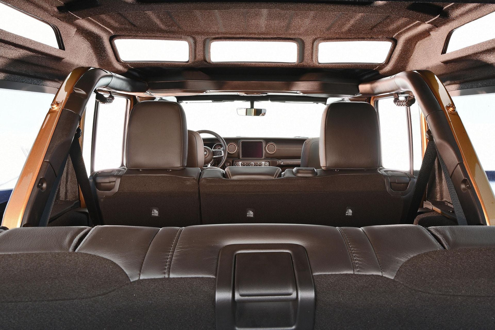 SEMA 2021: Jeep Wrangler Overlook 7-seater, retro Kaiser concept, and ...