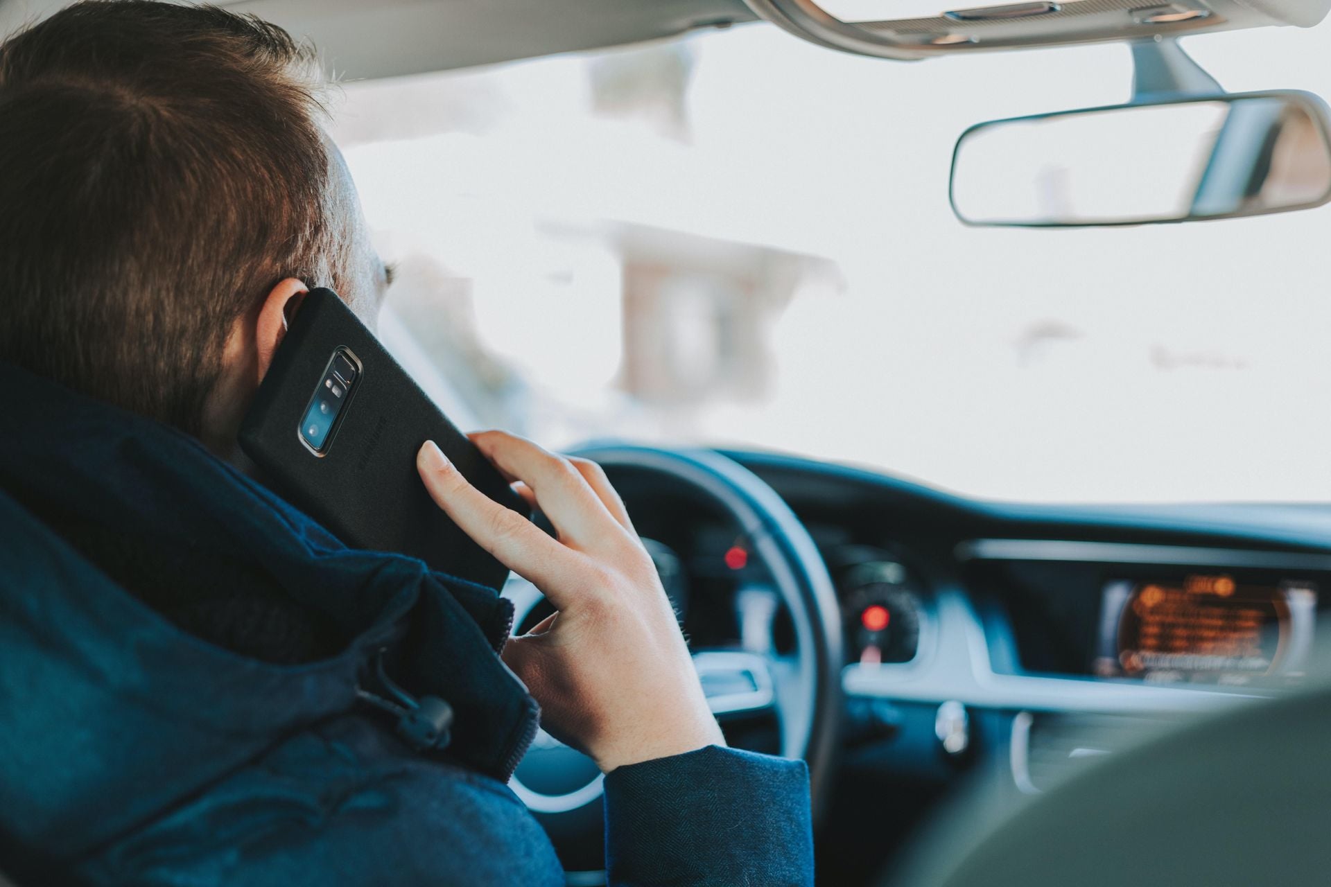 Major loophole with Queensland mobile phone laws closed | CarExpert
