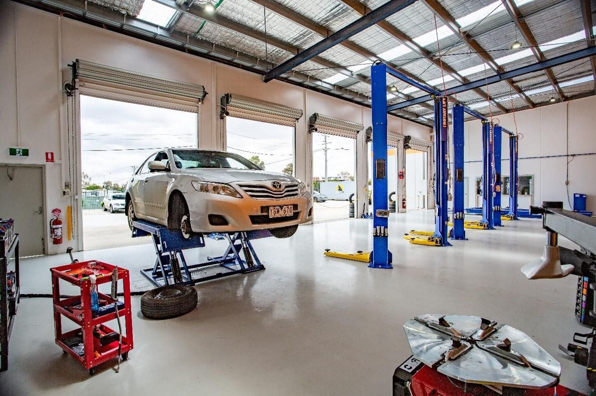 Cost-of-living squeeze pushing Australians to skip car servicing ...