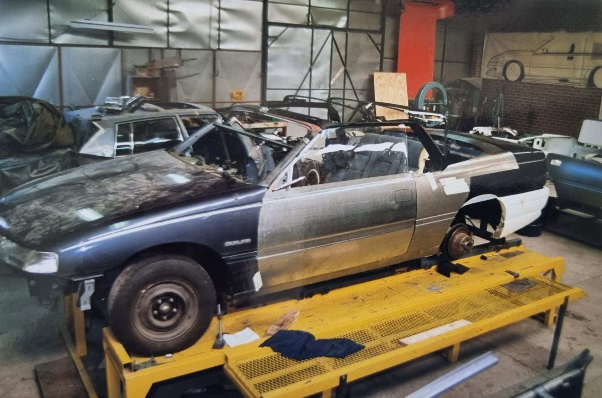 Holden Monaro Convertible: Australia's Mercedes-Benz SL that almost was ...