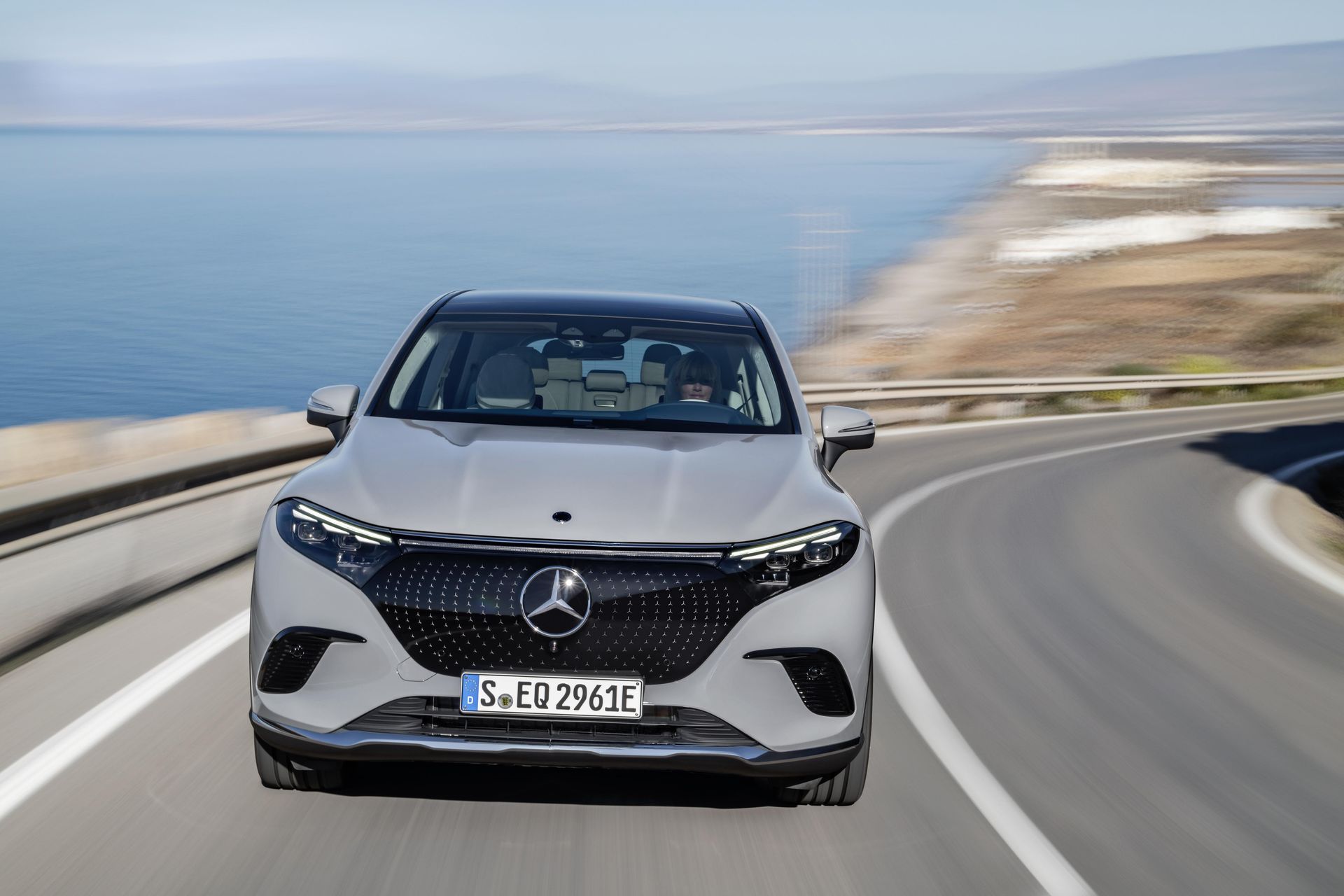 Mercedes-Benz power subscriptions face legal challenge in Europe ...