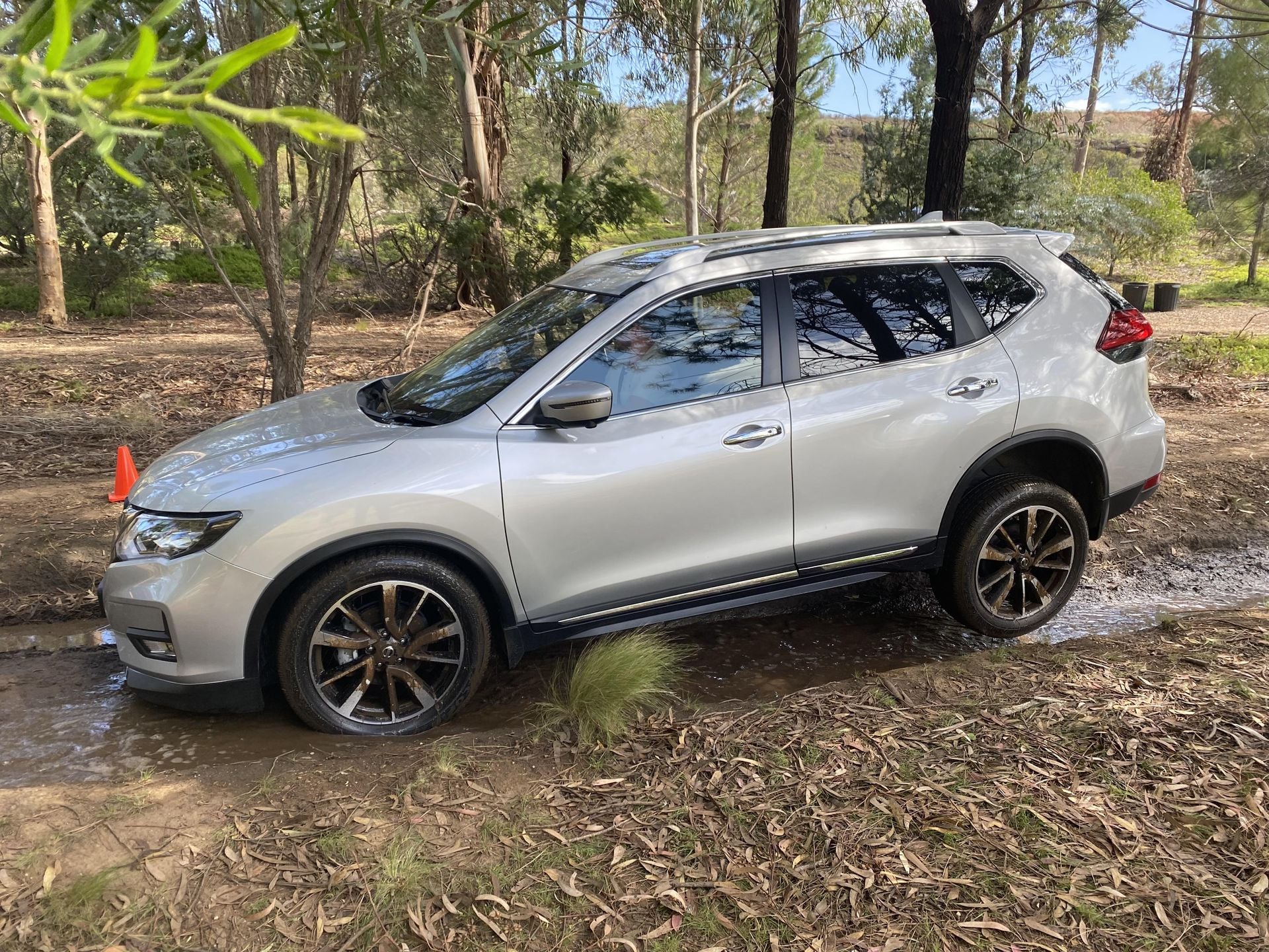 SUV off-road test: Top 12 medium SUVs compared, with video | CarExpert