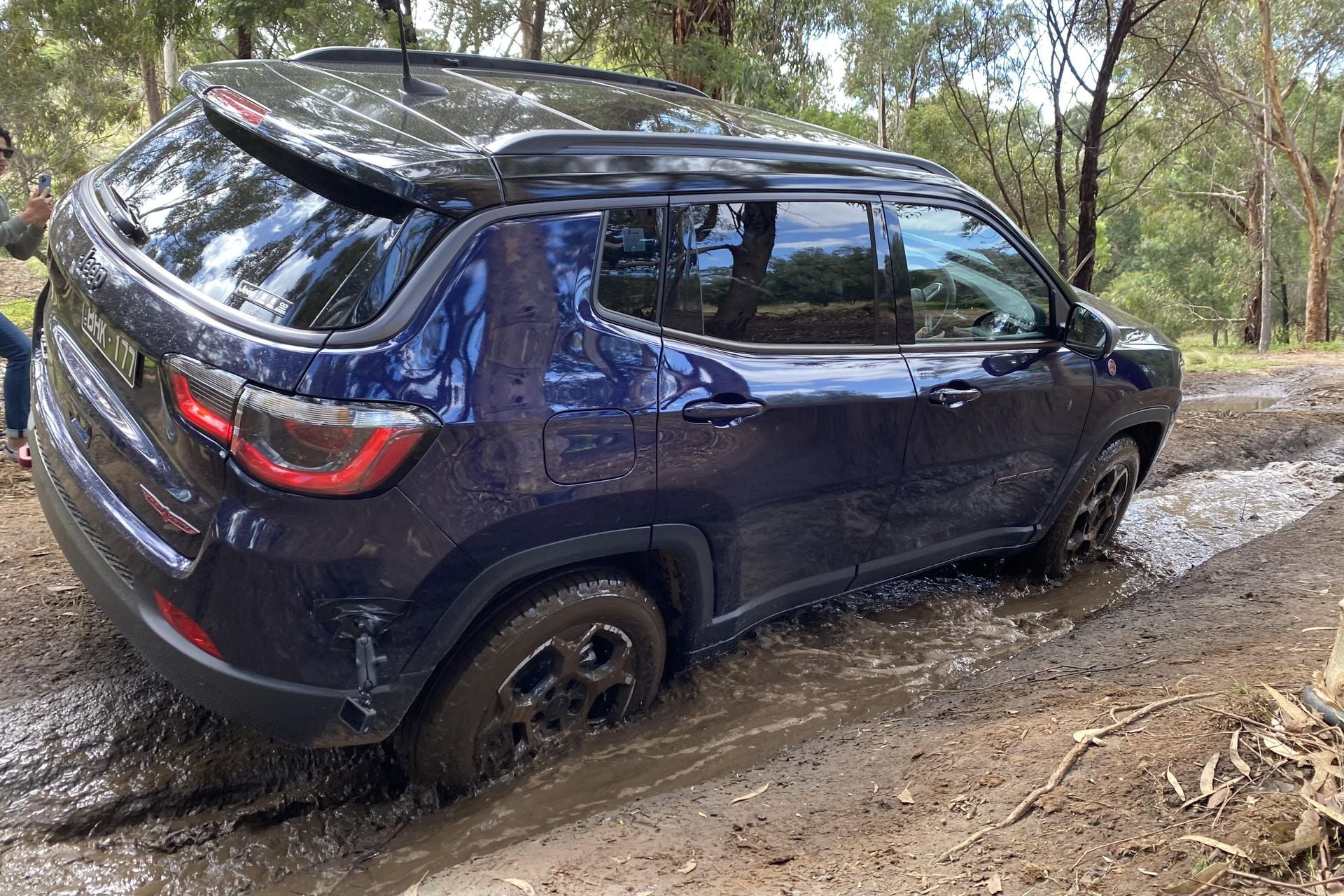 SUV off-road test: Top 12 medium SUVs compared, with video | CarExpert