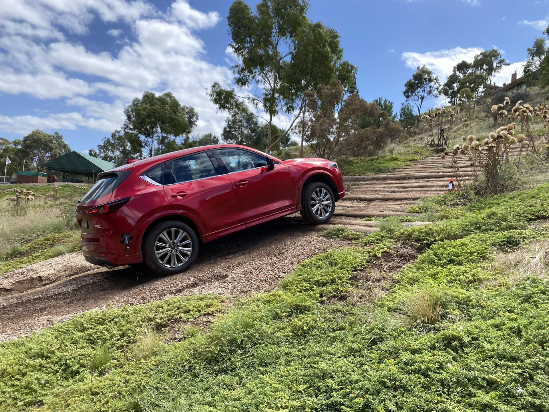 SUV off-road test: Top 12 medium SUVs compared, with video | CarExpert