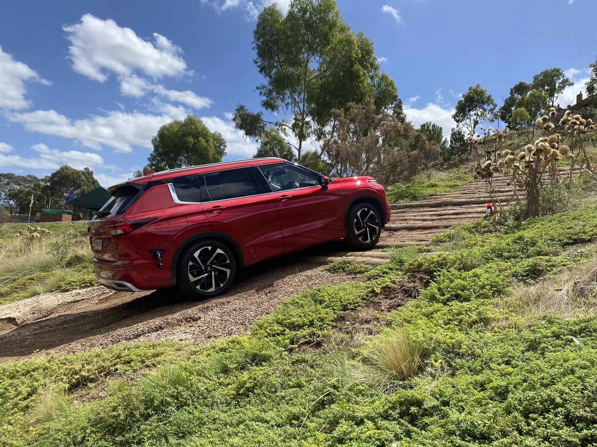 SUV off-road test: Top 12 medium SUVs compared, with video | CarExpert